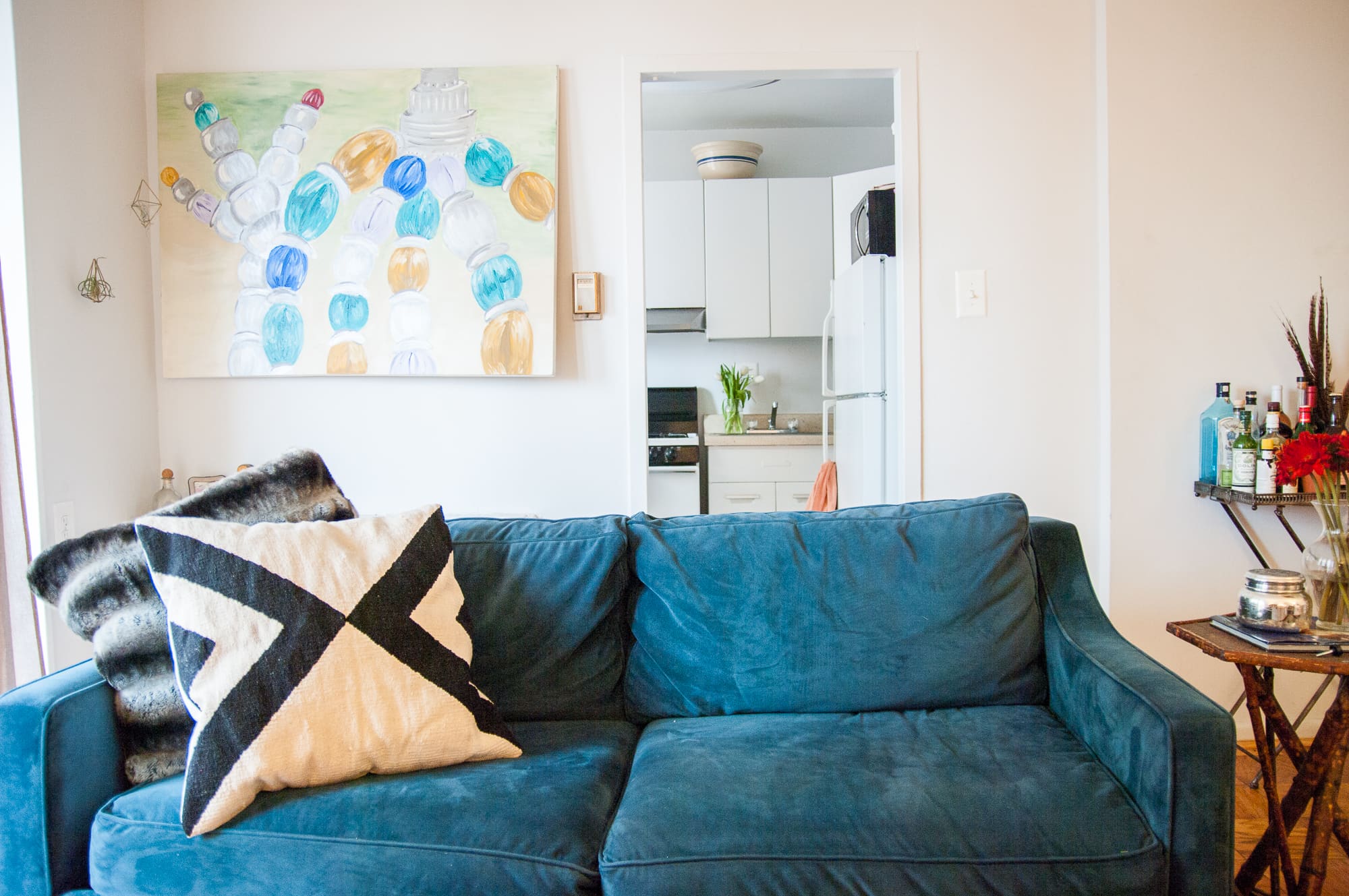 House Tour: A Cute & Colorful Studio Apartment in D.C. | Apartment Therapy