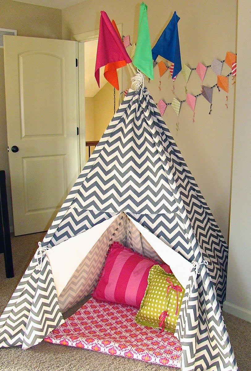 A Nook of One’s Own: Kids Hideouts & Hideaways | Apartment Therapy
