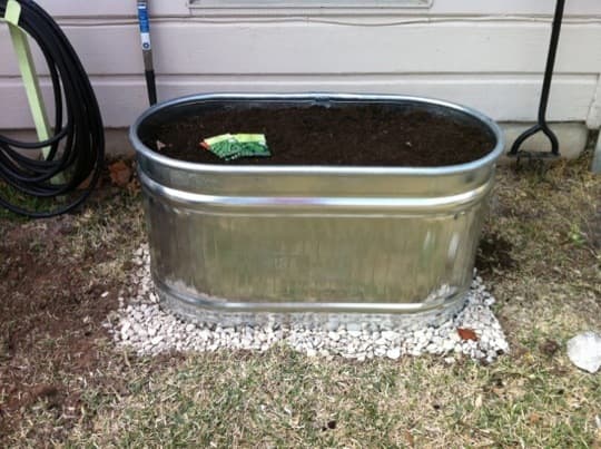 How To Build A Raised Bed in a Metal Trough | Apartment Therapy