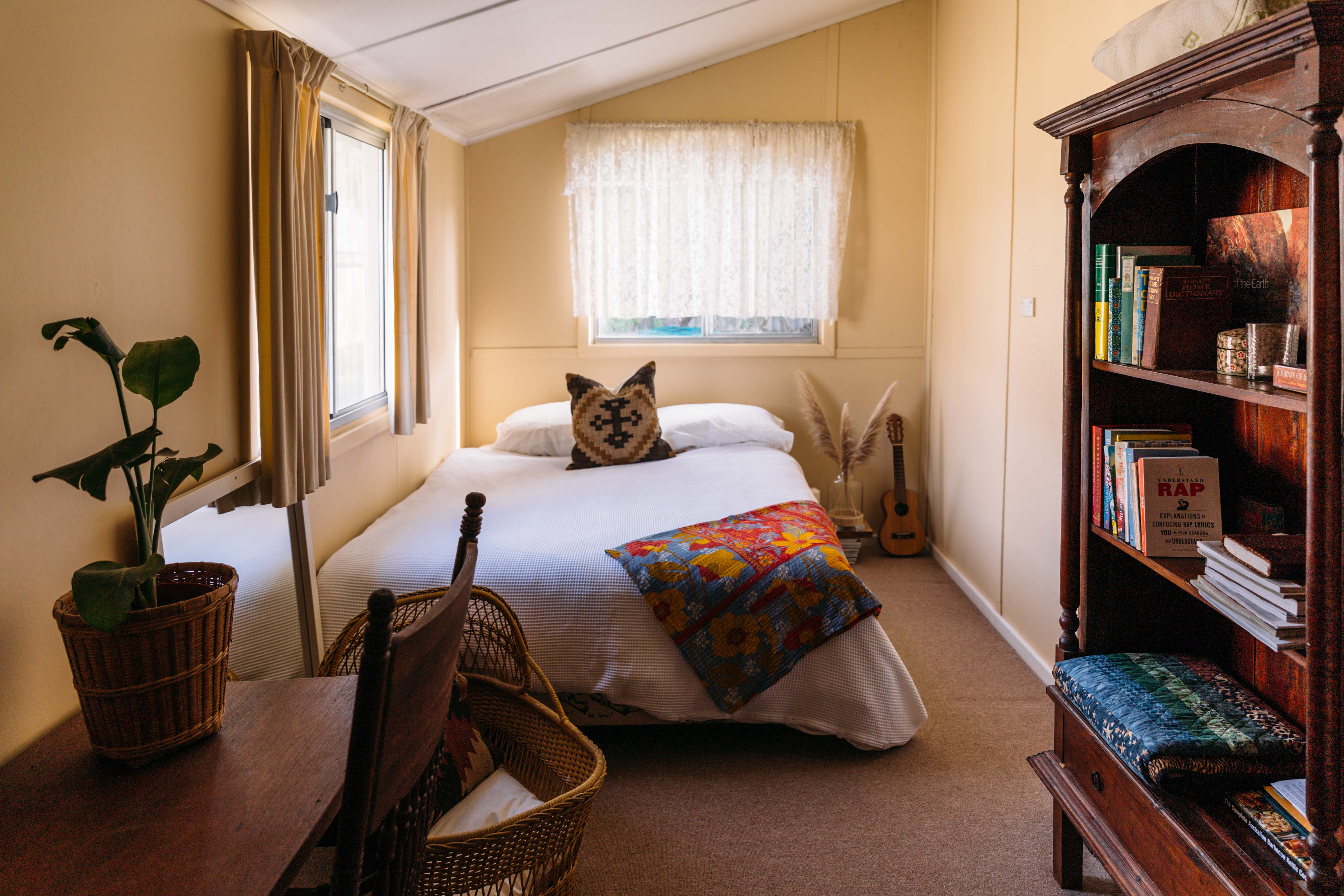 House Tour: A Raw & Earthy Australian Beach Shack | Apartment Therapy