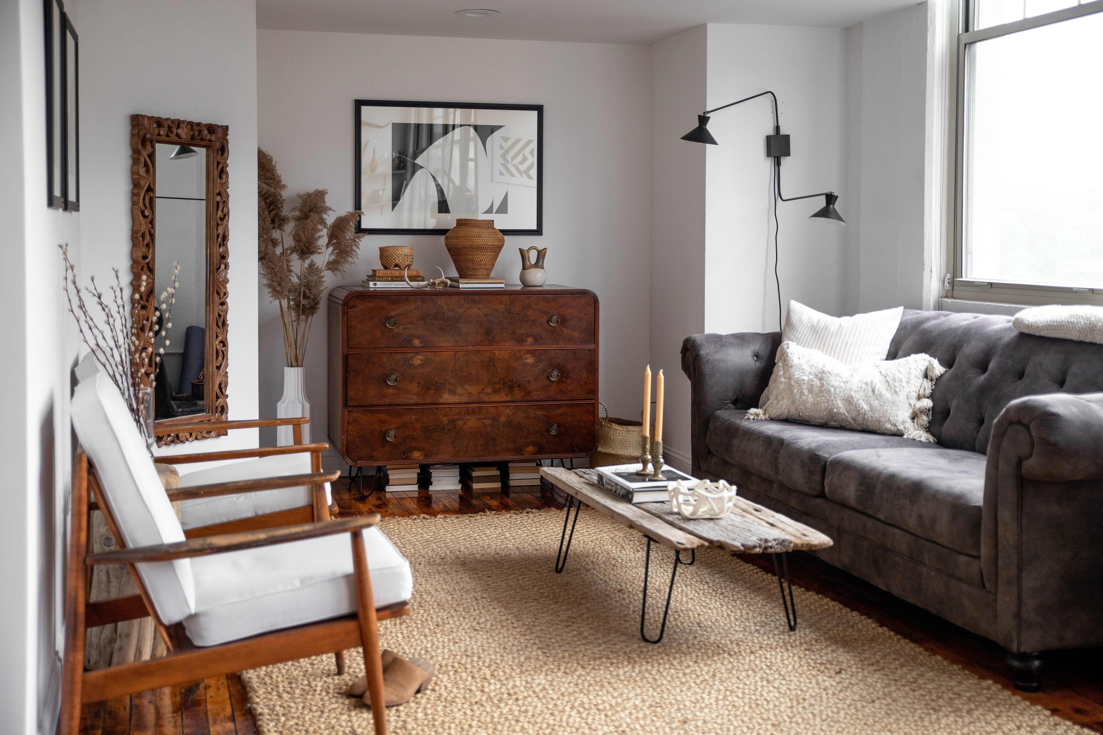 A Beautiful 600-Square-Foot Studio Was Furnished on a Small Budget ...