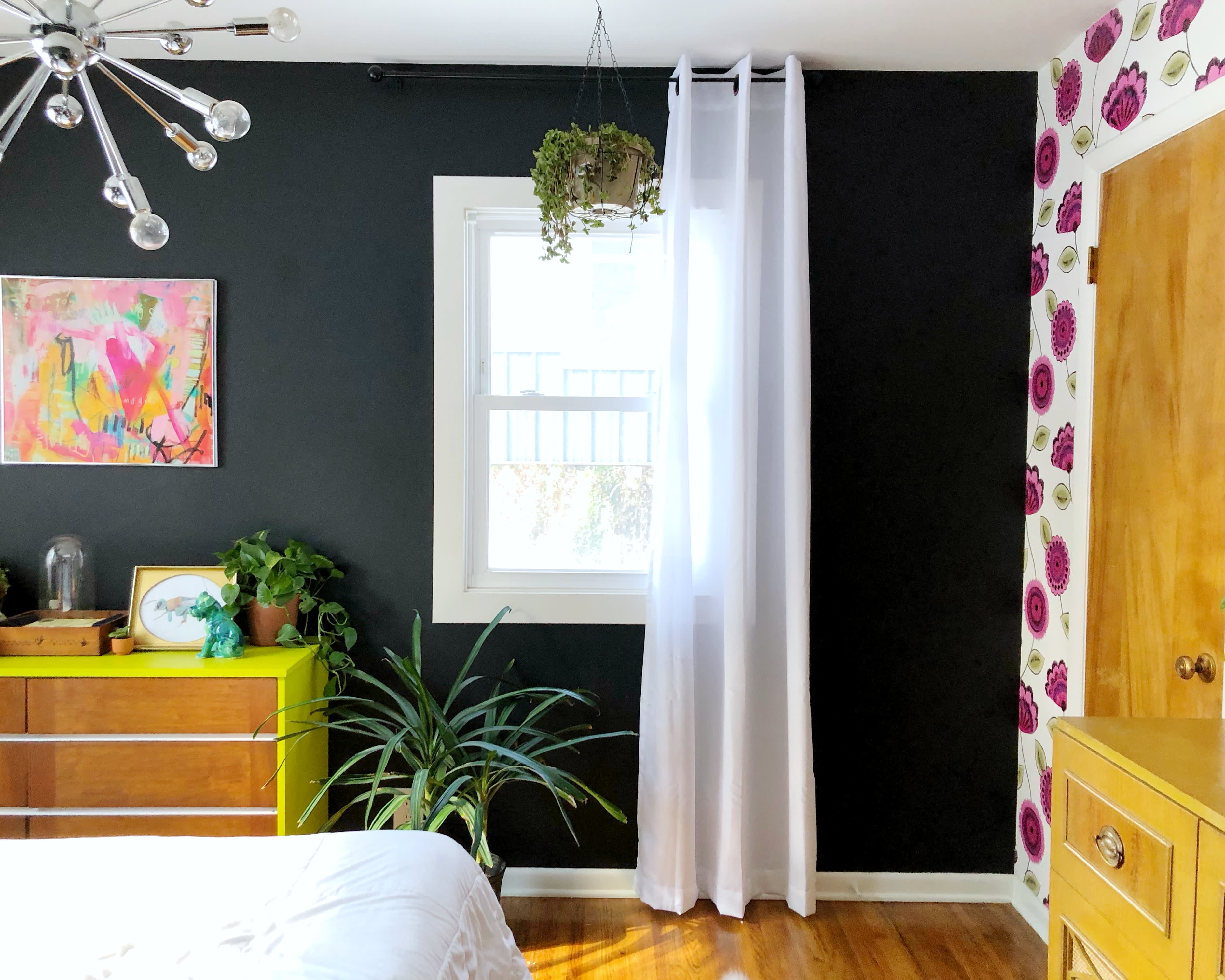 DIY Dining Nook, Colorful Murals, and Dreamy Patio in Omaha House ...