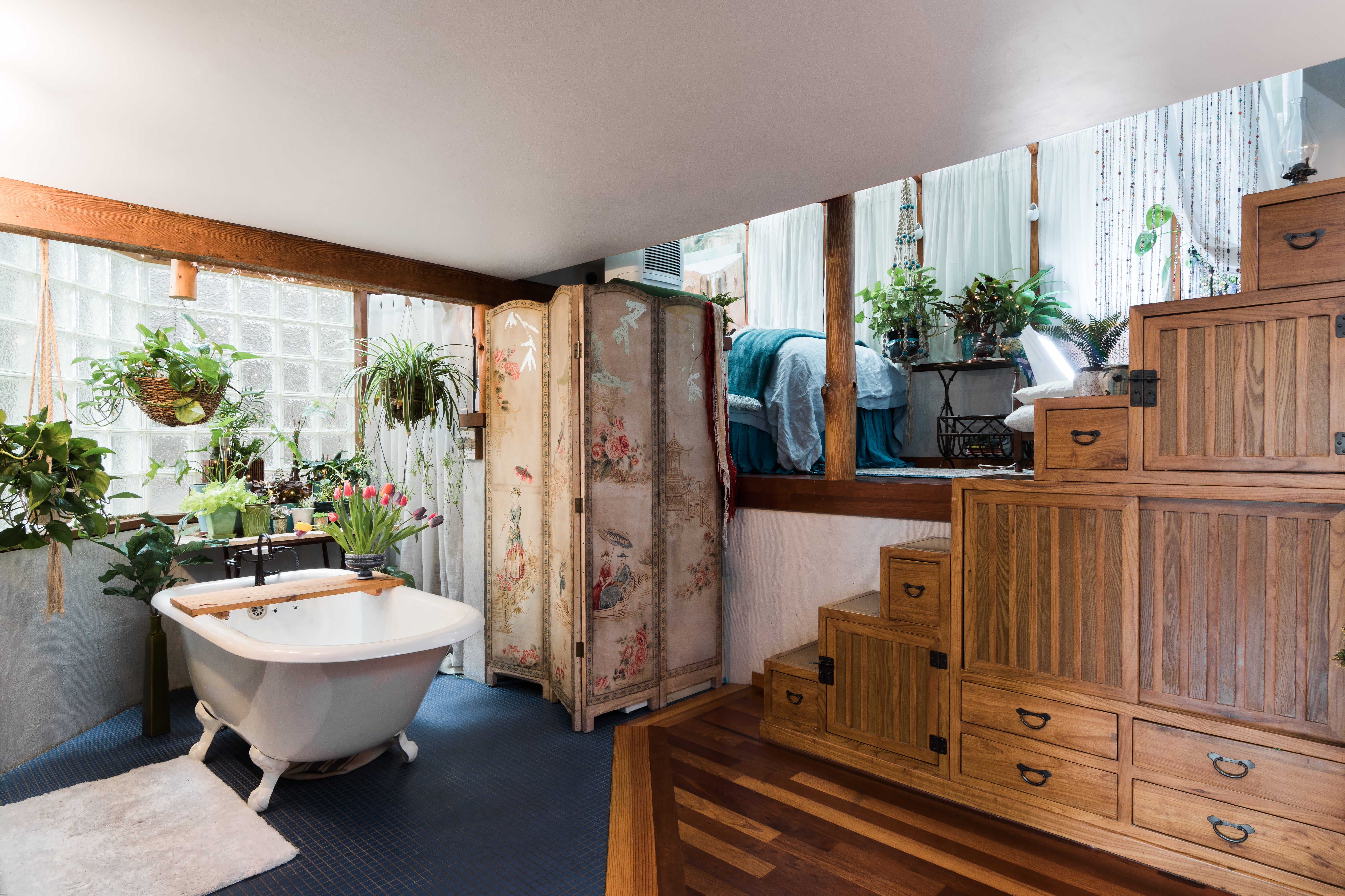 Tour a Small Plant-Filled Basement Rental Apartment | Apartment Therapy