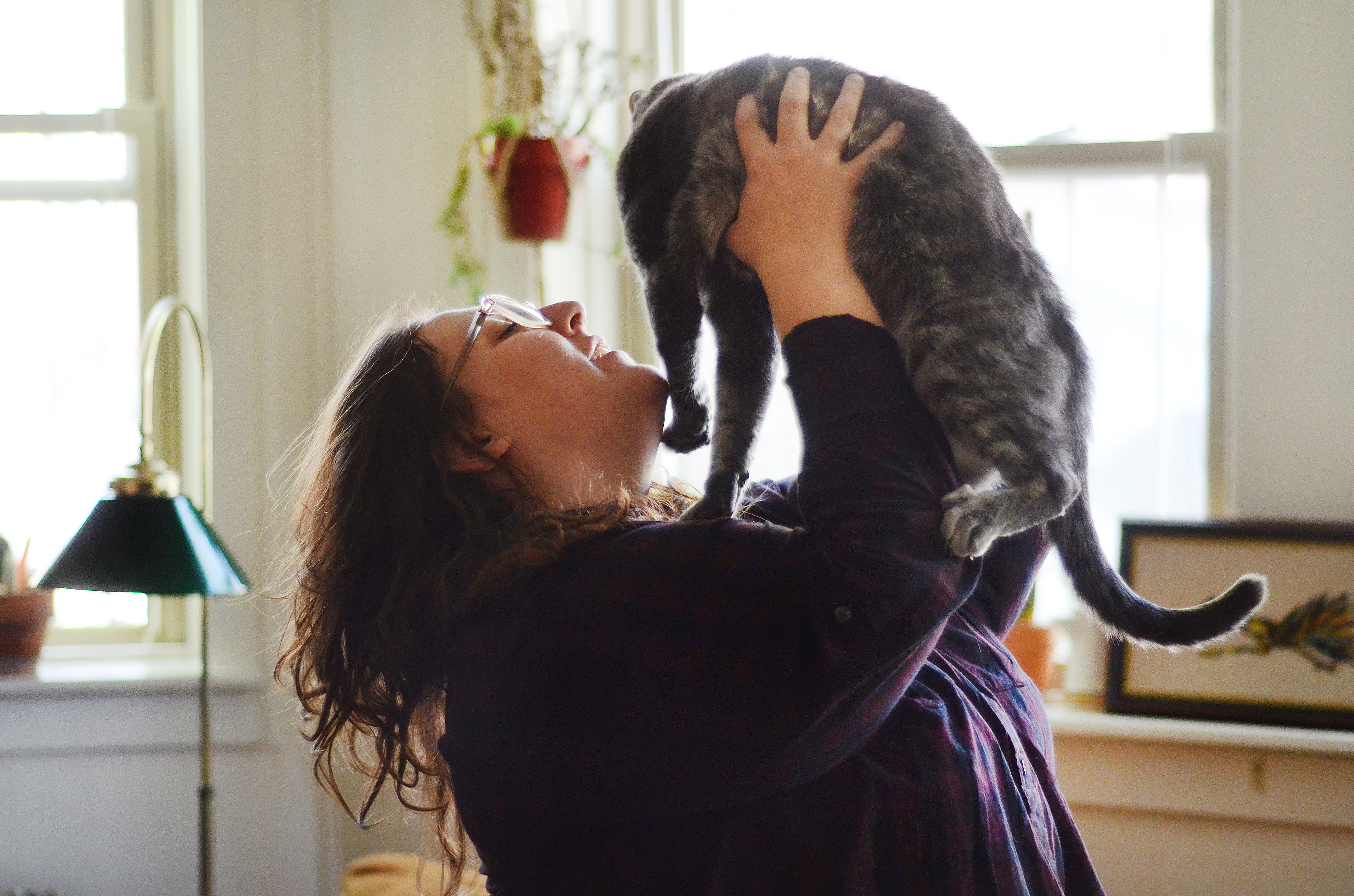 Tour a Chicago Garden Unit Filled with Vintage Finds | Apartment Therapy