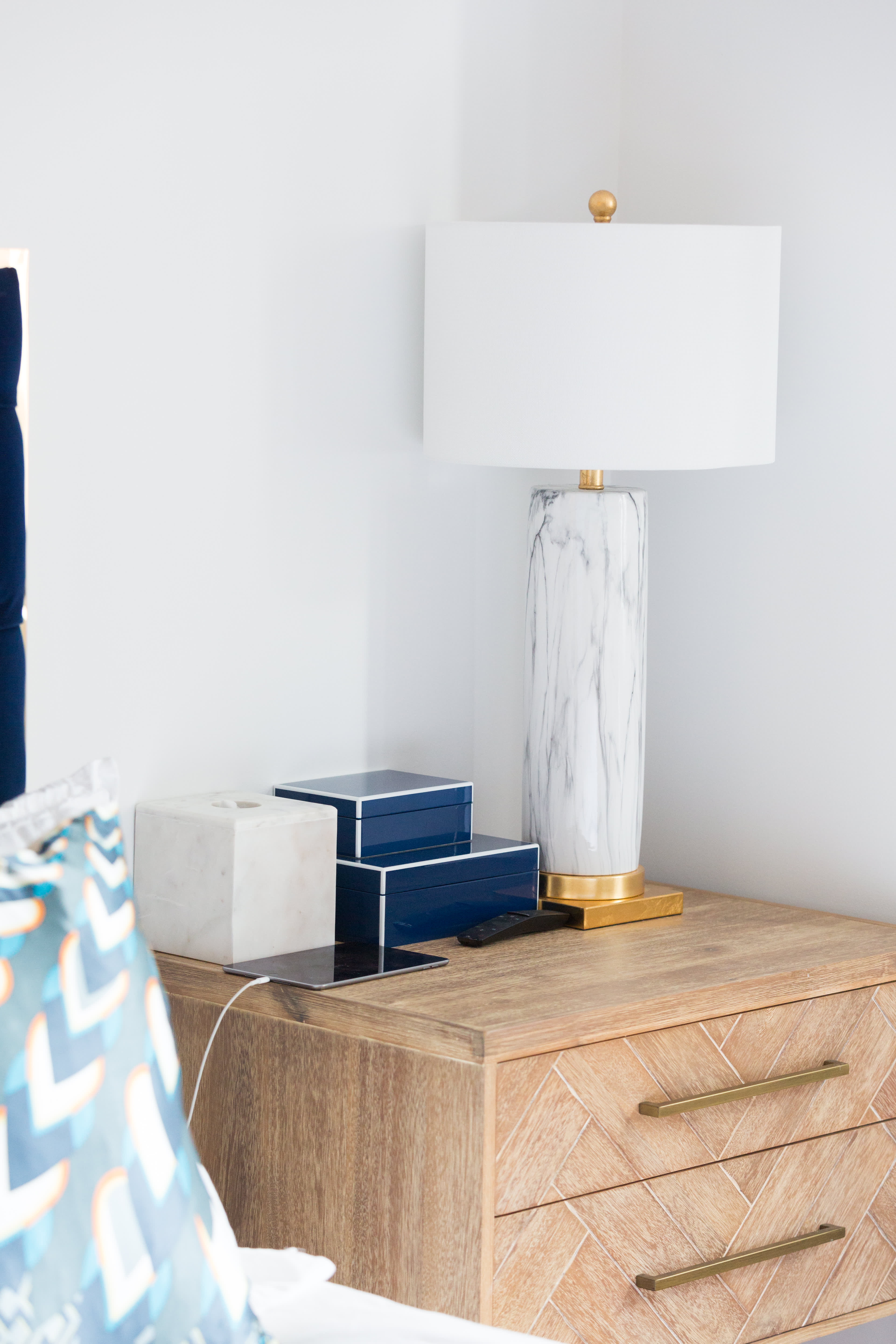 House Tour: Artist Elizabeth Sutton's Glam NYC Rental | Apartment Therapy