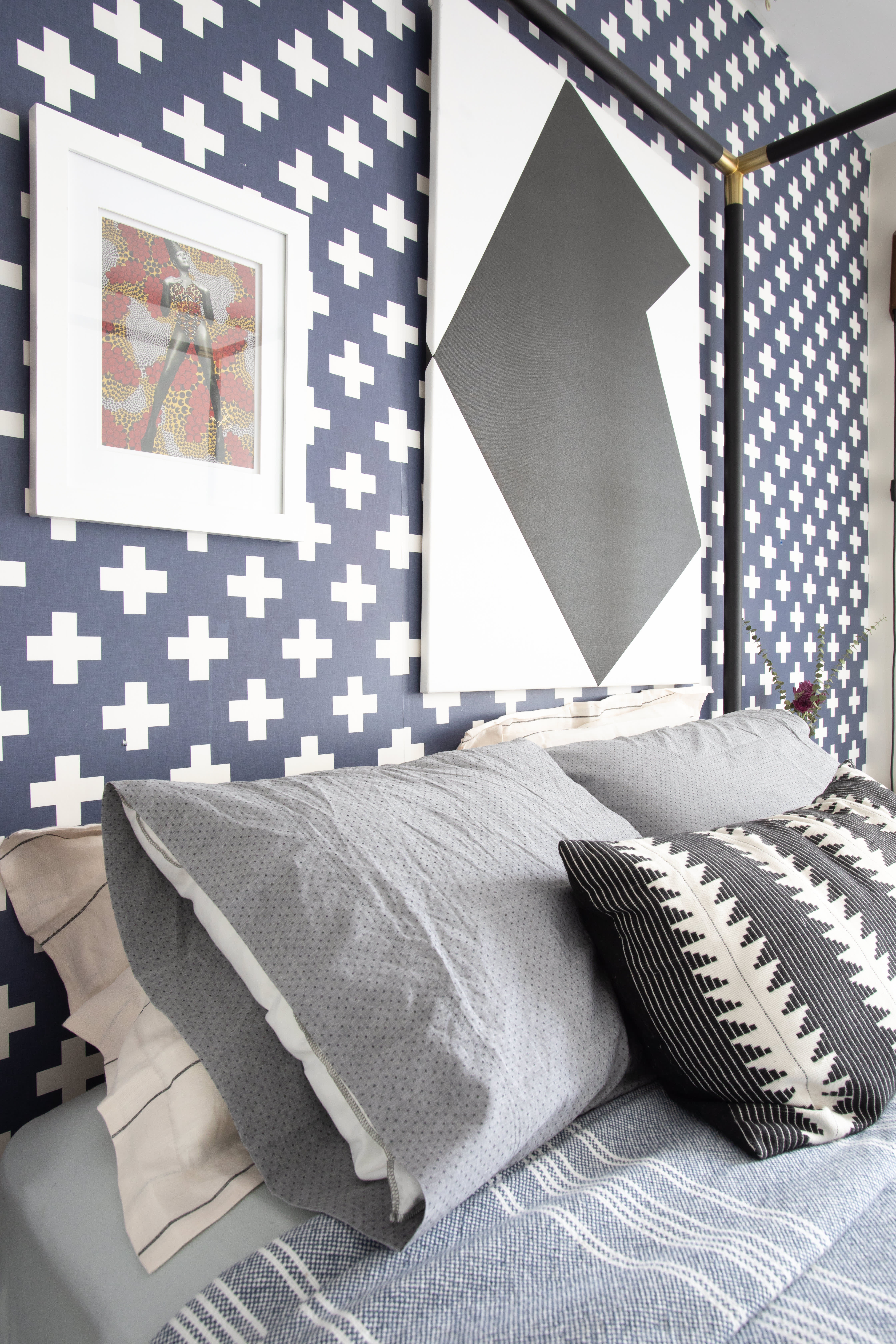 Harlem Home Tour: An Interior Designer's Bold Apartment | Apartment Therapy