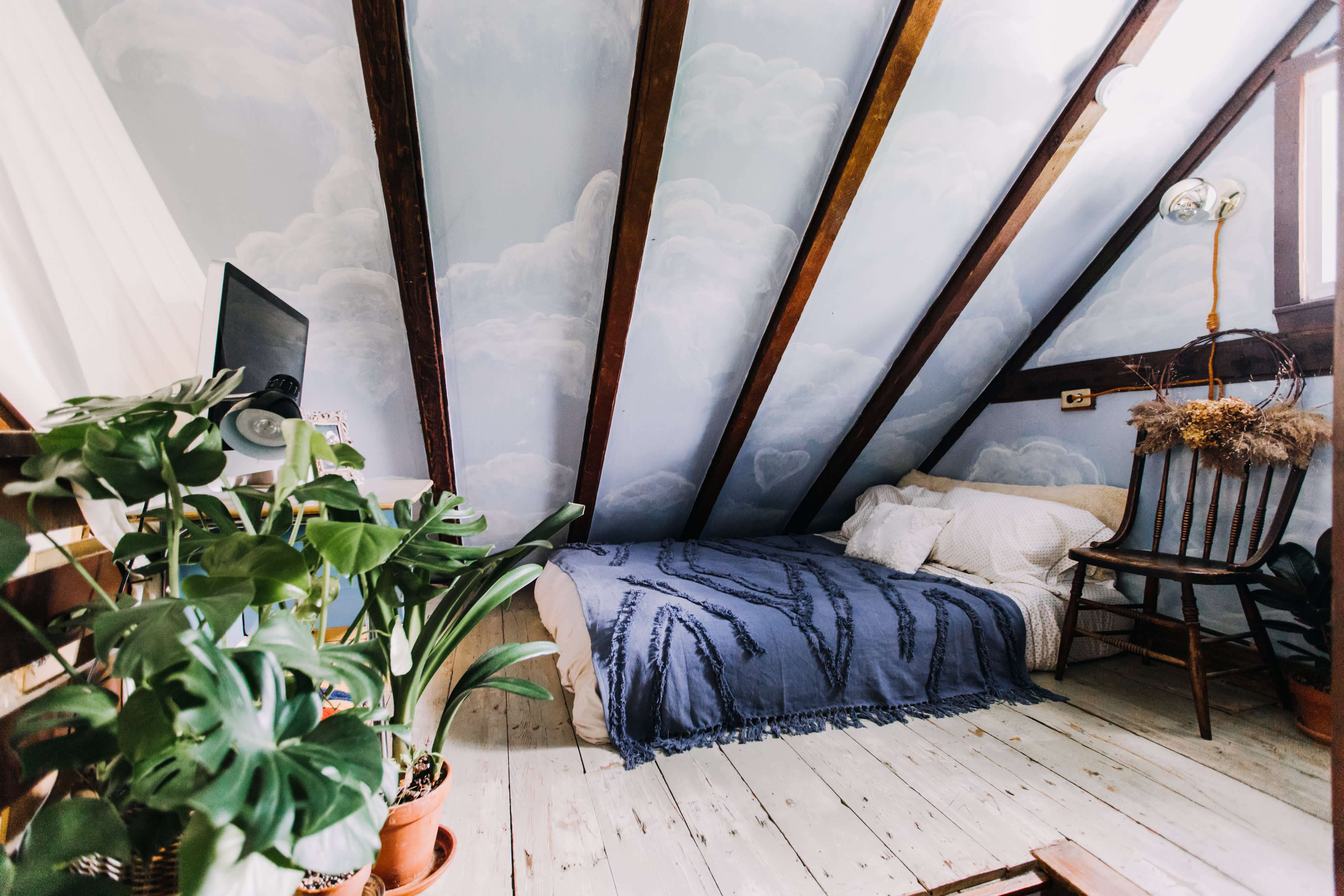 Tiny House Tour: A 370-Square-Foot Carriage House | Apartment Therapy