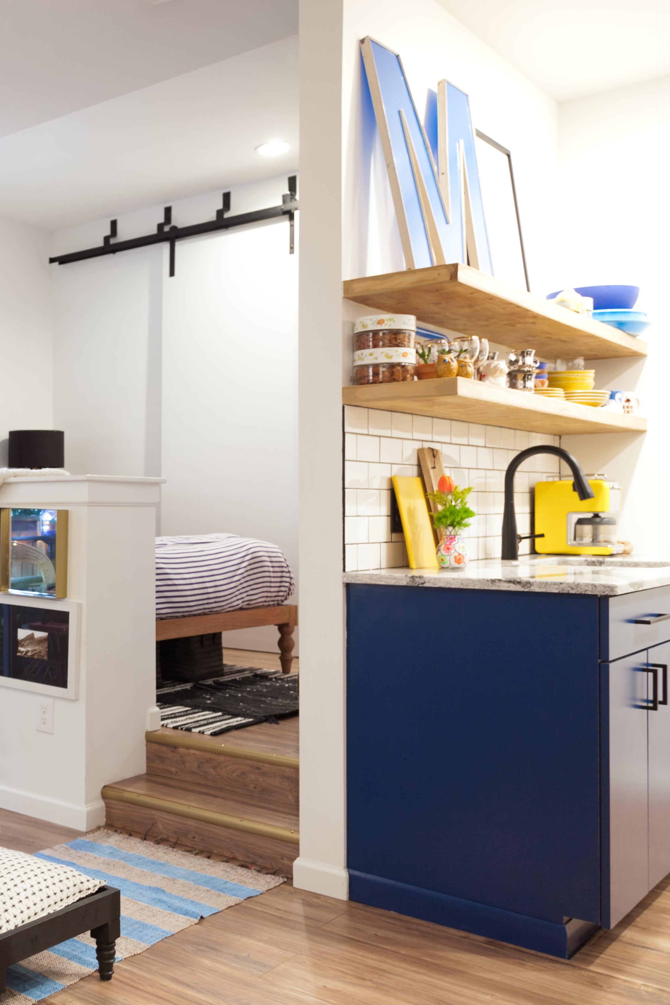 This 366-Square-Foot Studio Has Some of the Best Small-Space Ideas Ever ...
