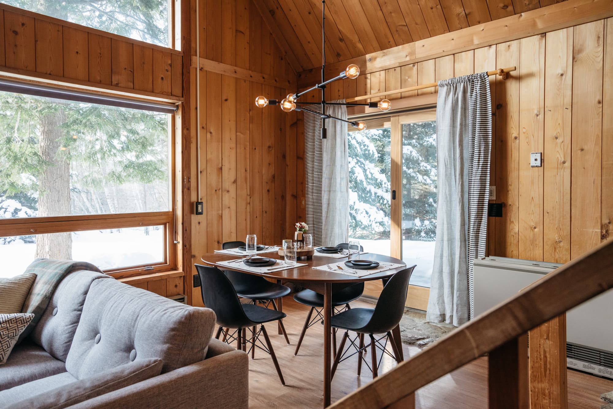 Cabin Rental Rustic Modern Design in Vermont | Apartment Therapy