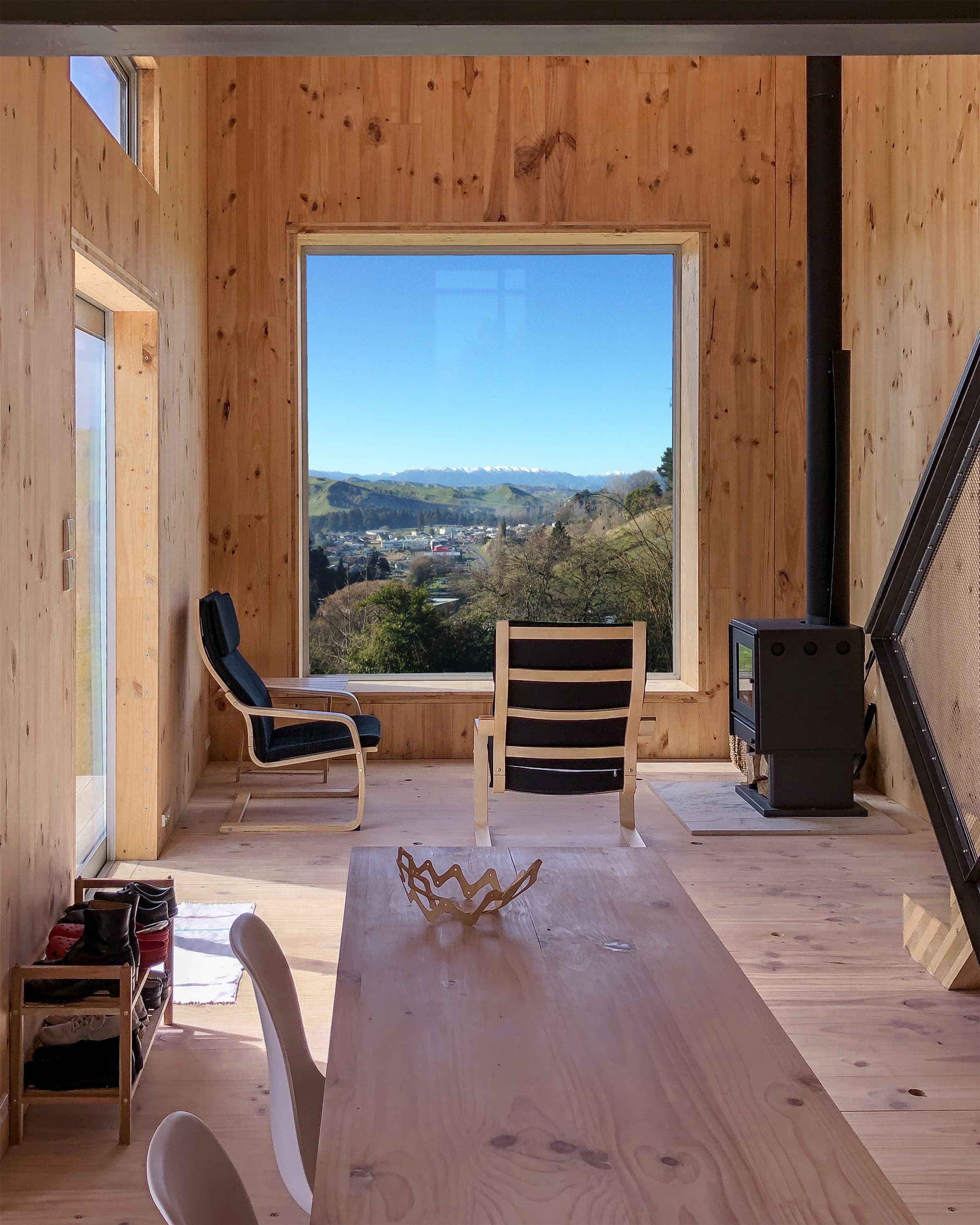 Prefab Artist Studio Cabin New Zealand | Apartment Therapy