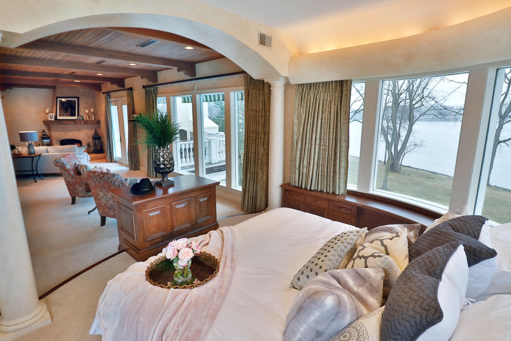 You Can Rent Reba McEntire's Former House for $3,000/Night | Apartment ...