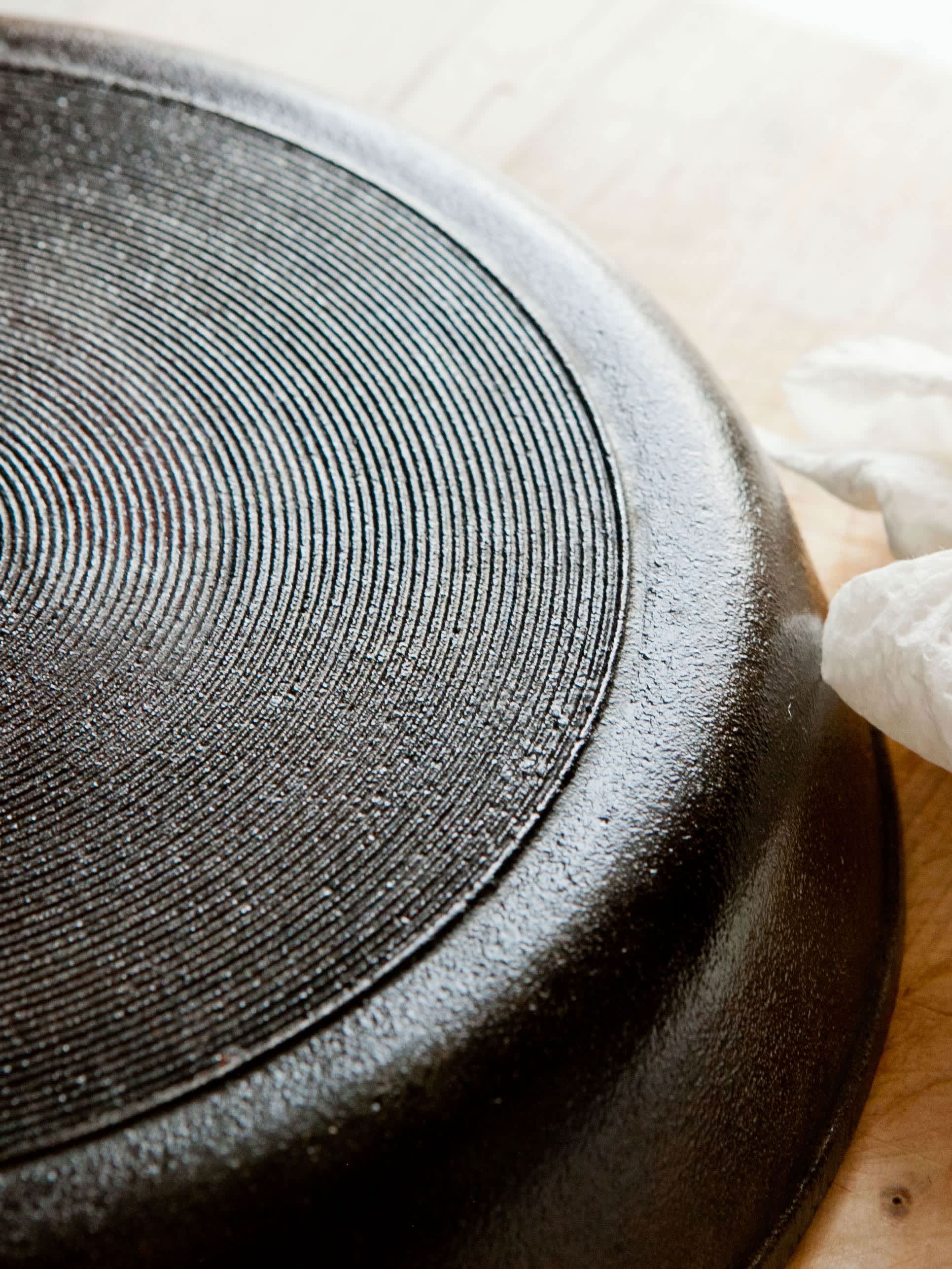 How To Restore a Rusty Cast Iron Skillet | Kitchn
