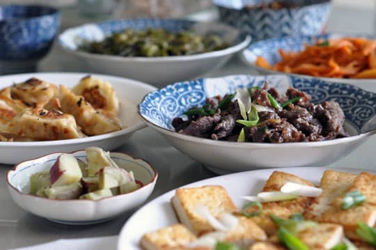 Recipe: Vegetarian Dduk Gook (Korean Rice Cake Soup) | Kitchn