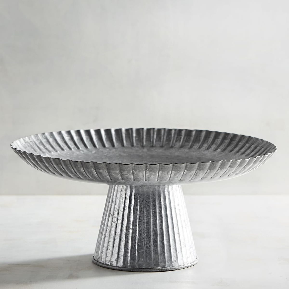 15 Crave-Worthy Cake Stands for a Birthday Cake | Kitchn