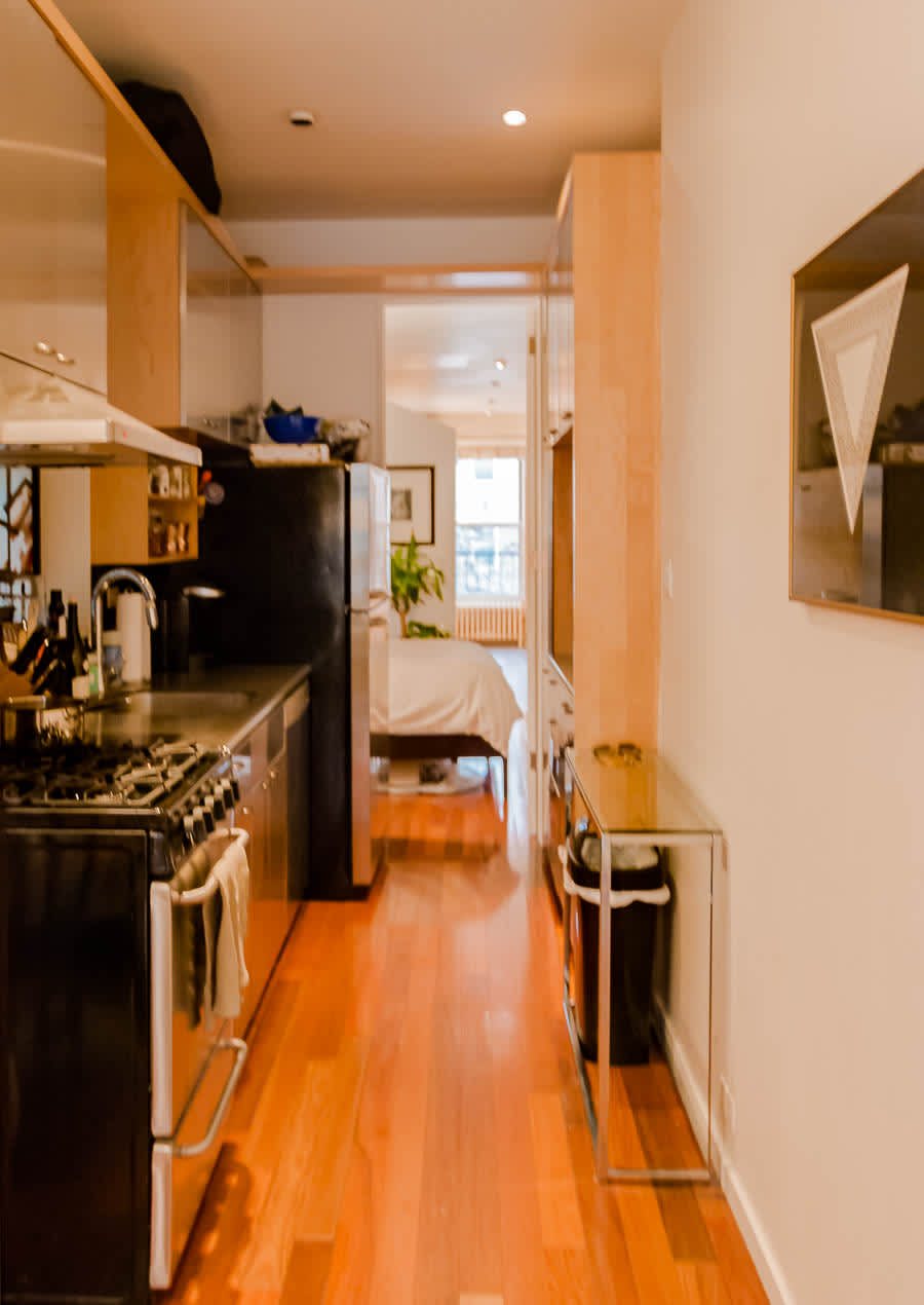 House Tour: An Artist's Chic Small West Village Apartment | Apartment ...