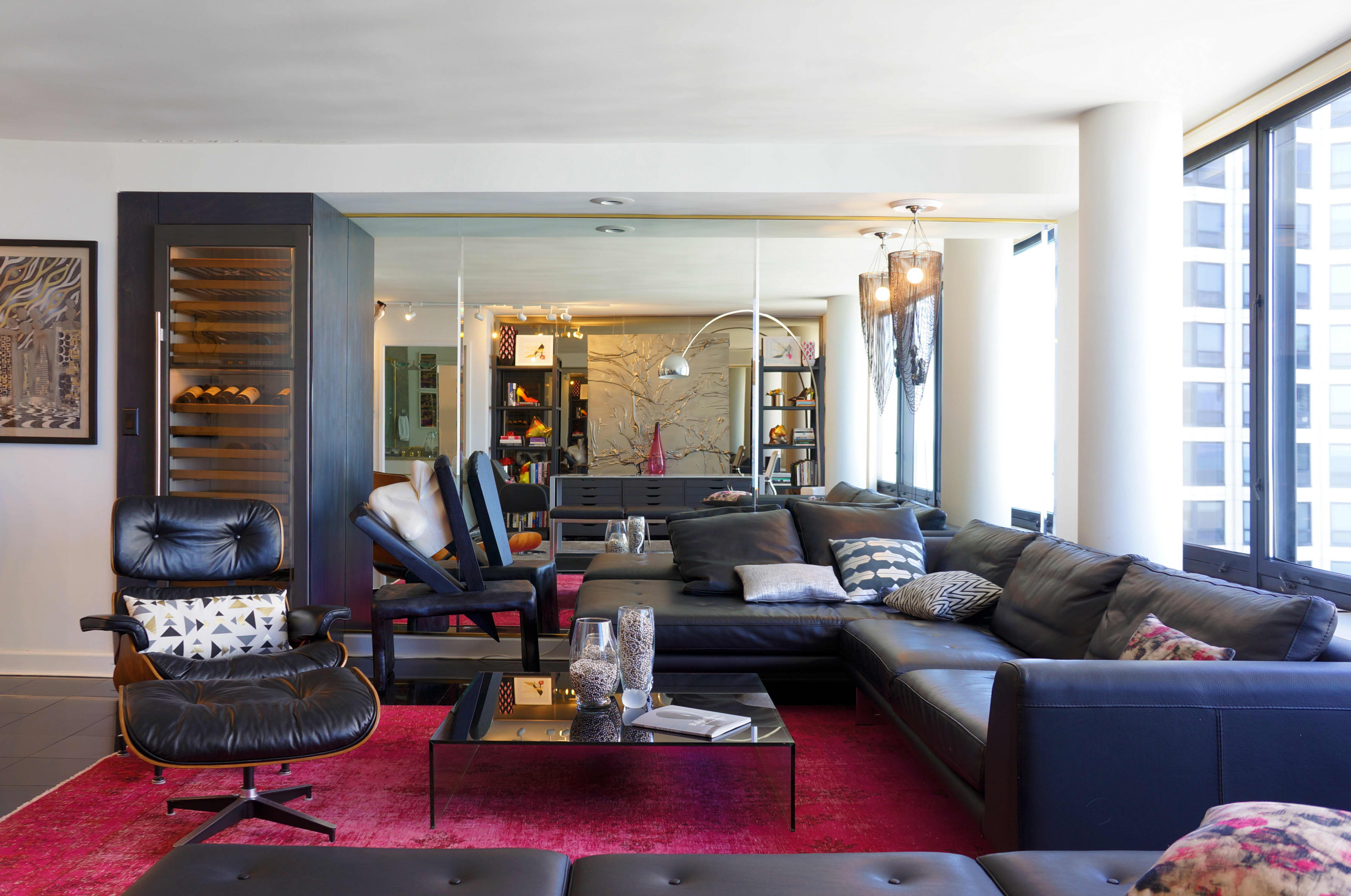 House Tour: A '90s Glam Downtown Chicago Loft | Apartment Therapy