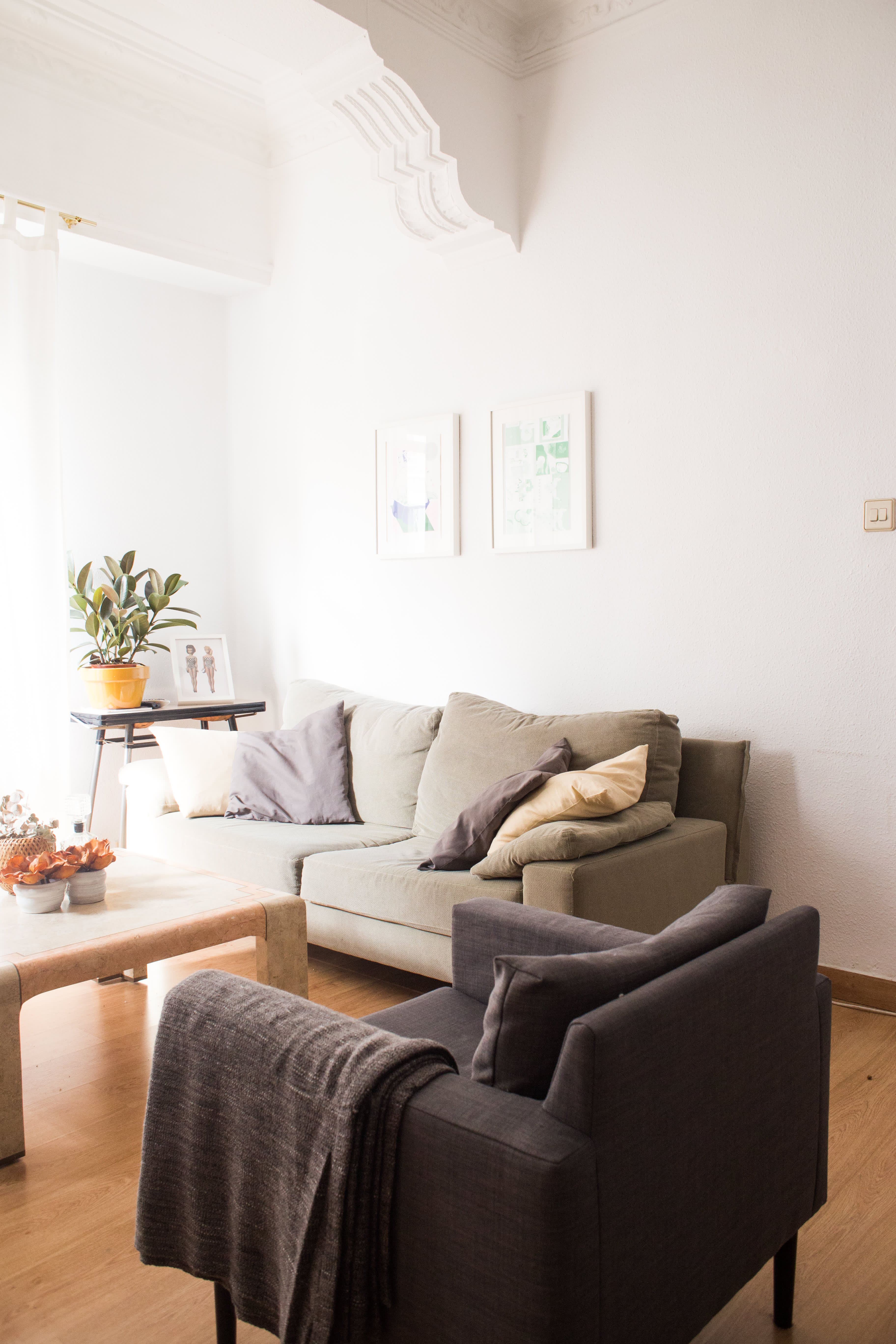House Tour: A Fresh, Modern Spanish Apartment | Apartment Therapy