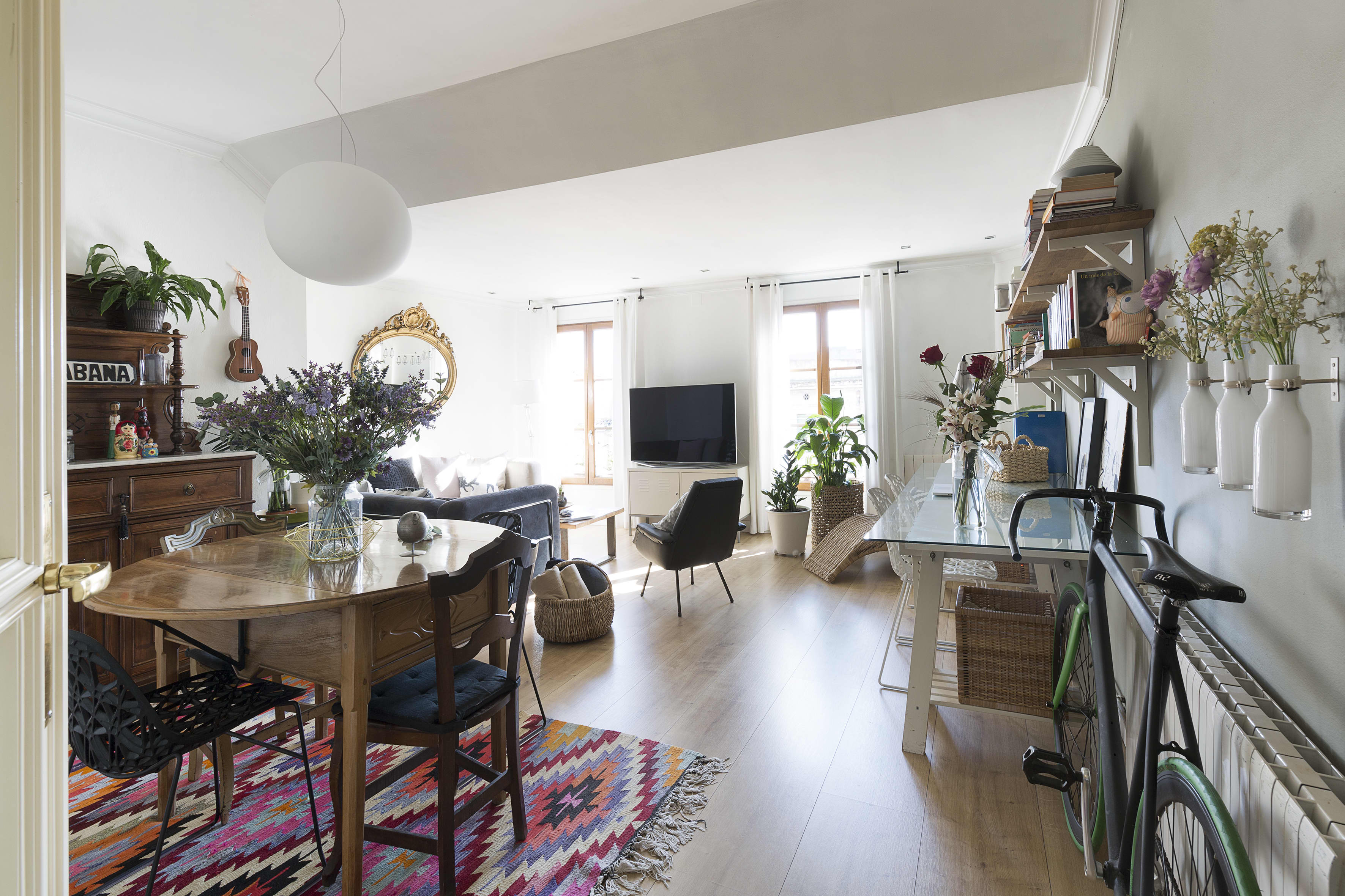 House Tour: A Splendid Spanish Apartment | Apartment Therapy