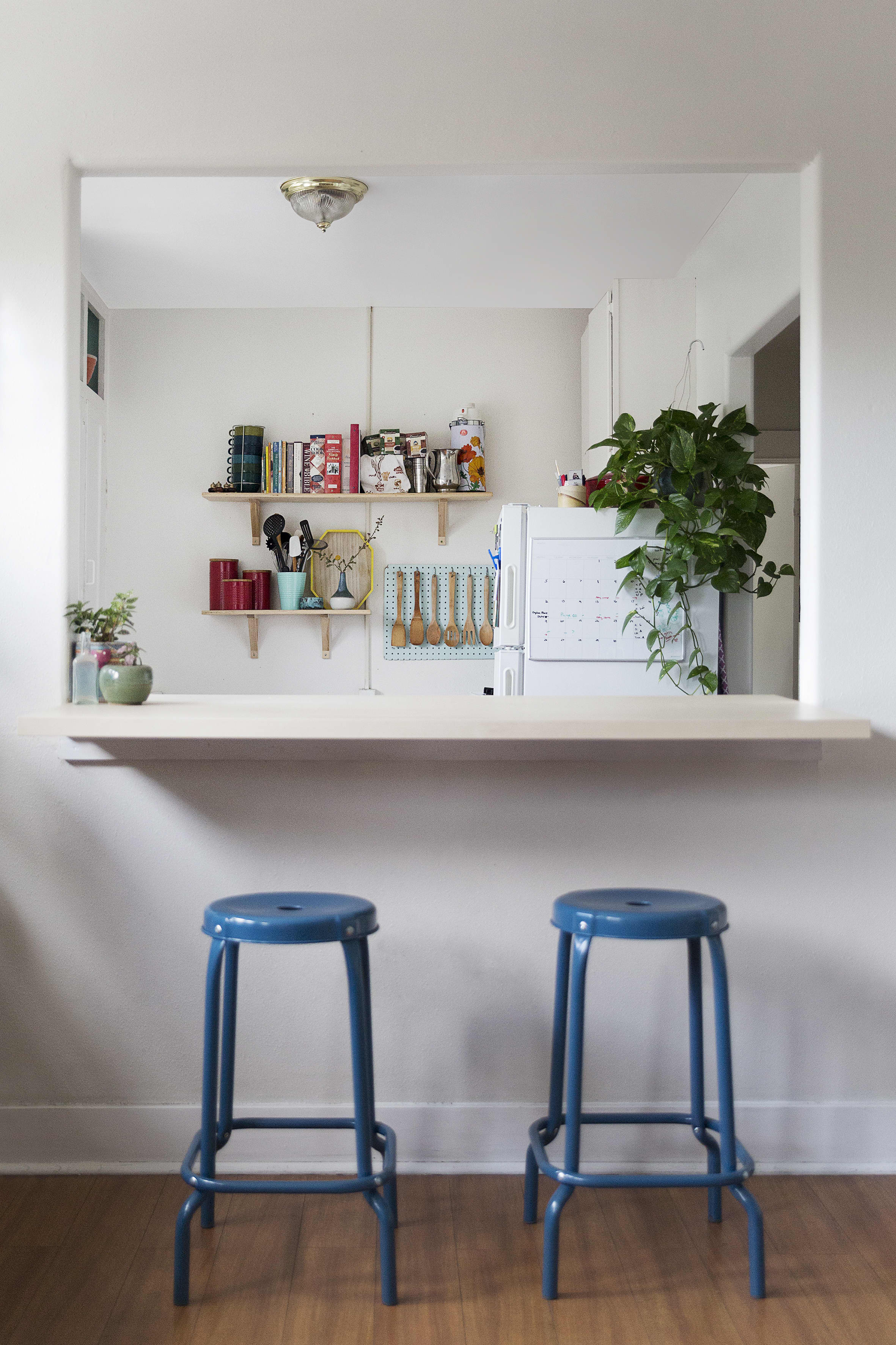 House Tour: A Lovely Little LA Nook for Two | Apartment Therapy