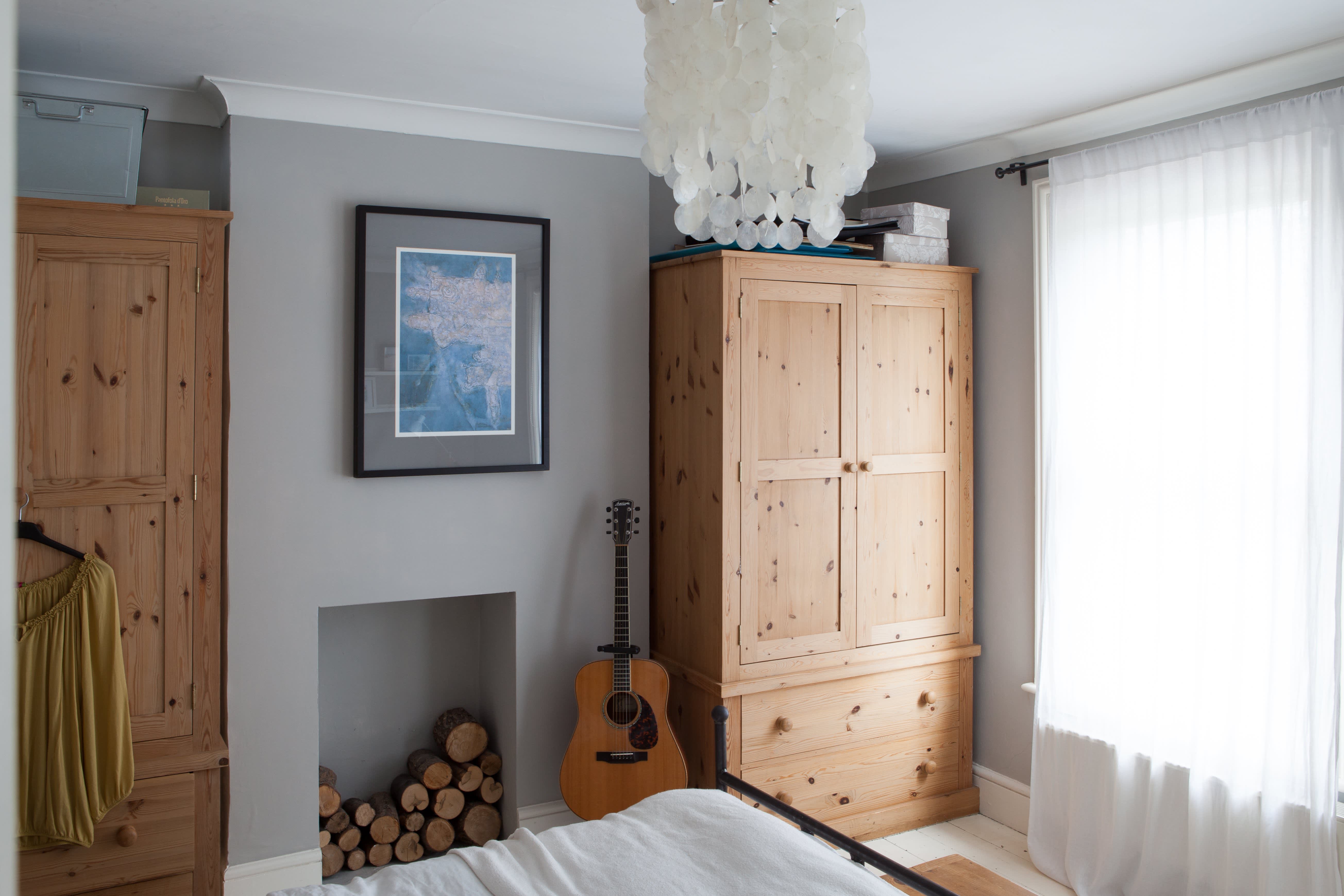 House Tour: A Calm, Creative English Home | Apartment Therapy
