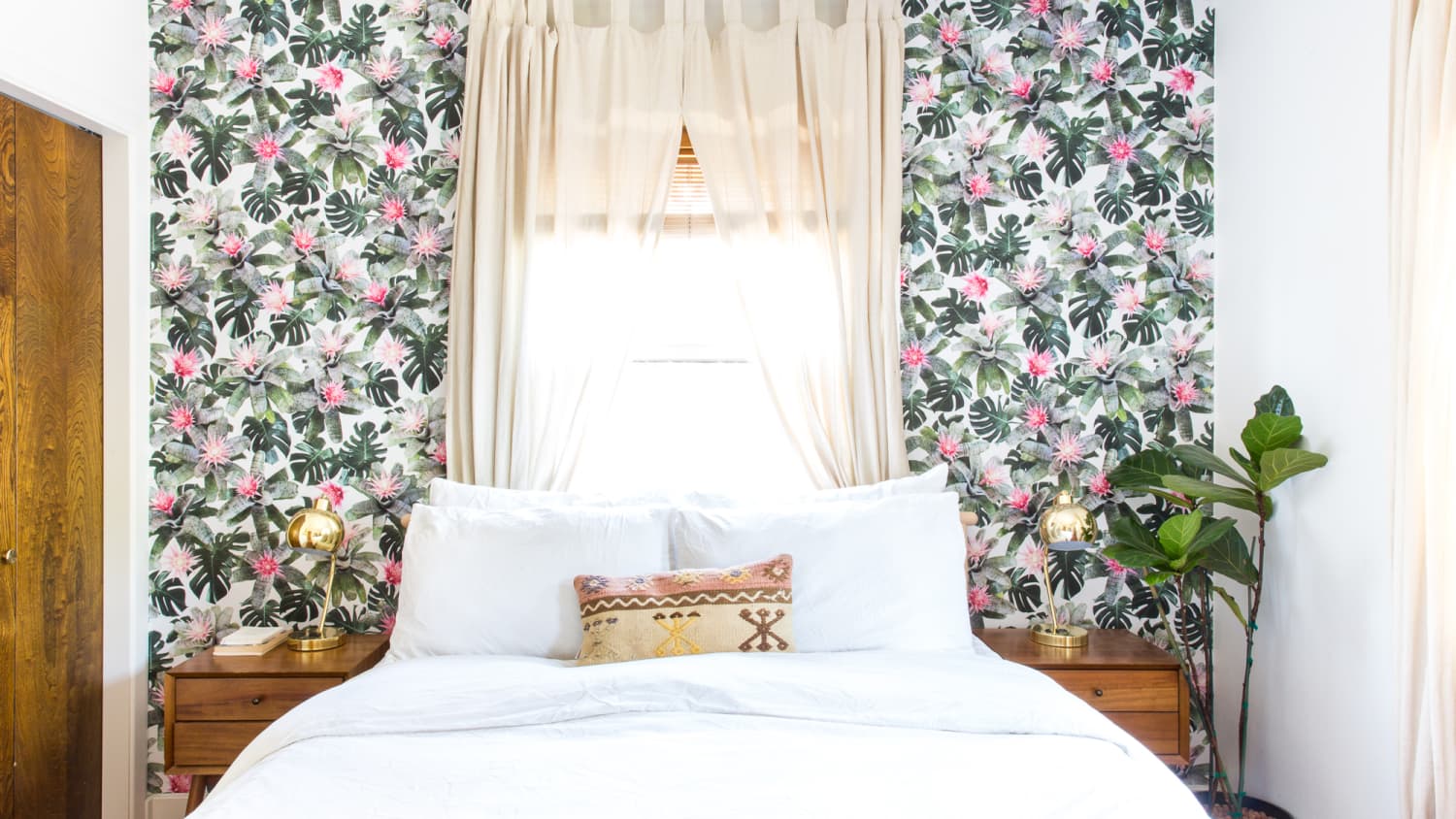 simple window dressing ideas