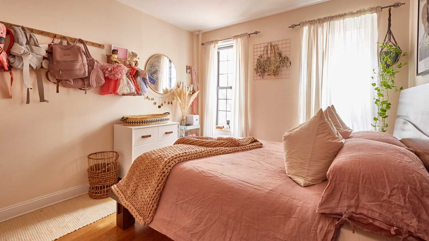 small bedroom layout