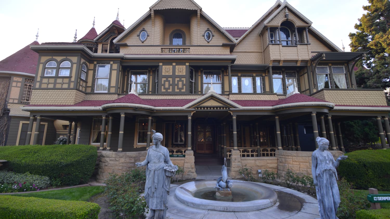 Winchester Mystery House Virtual Tour Get 'Unhinged' At The Winchester