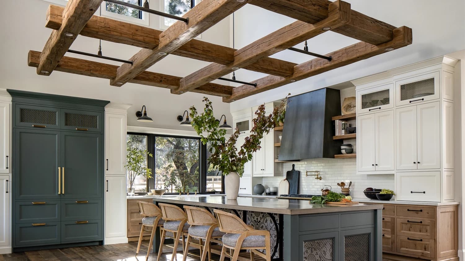 Rustic Barn Apartments Interiors See The Remarkable Transformation Of