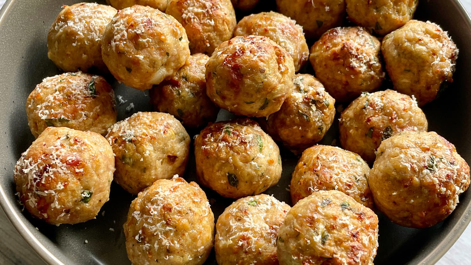 how do you make juicy meatballs tender