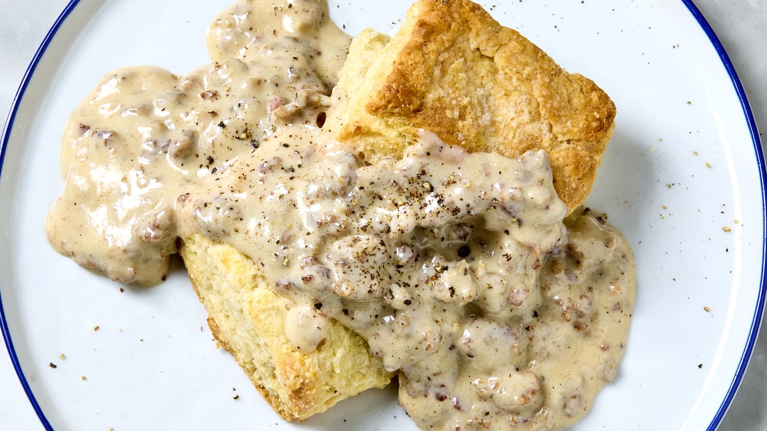 how do you make homemade gravy for biscuits