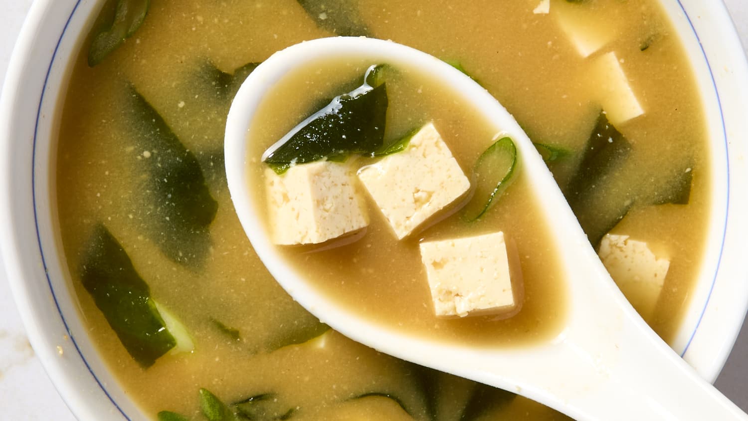 how long to cook tofu in miso soup