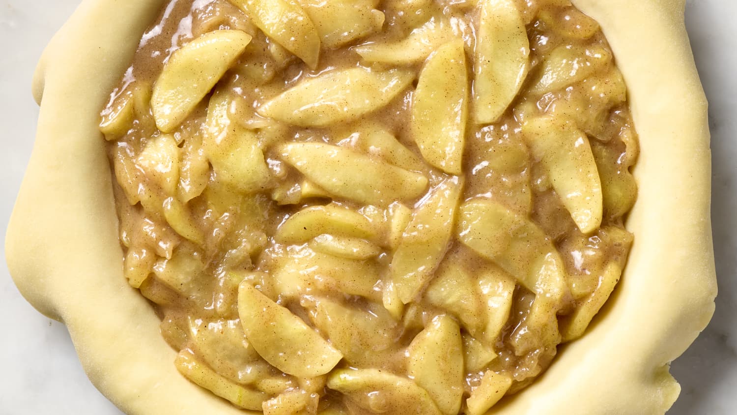how long to bake an apple pie using canned filling