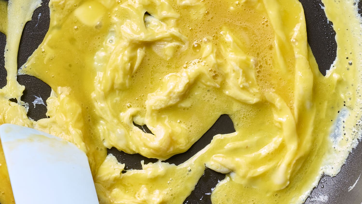 how to make scrambled eggs kitchn