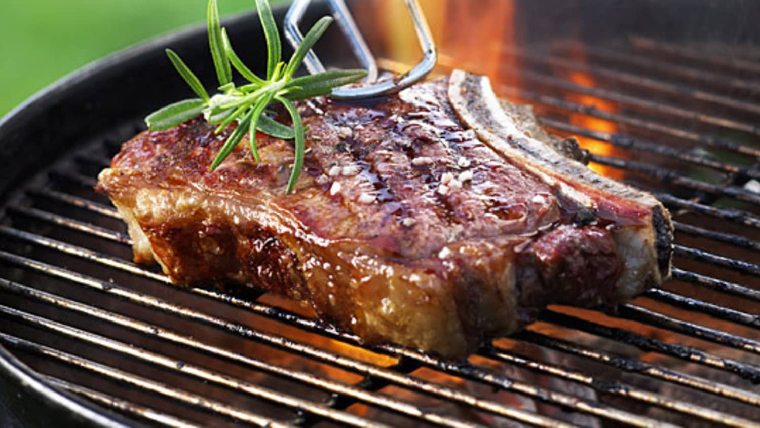how to cook a steak gas grill
