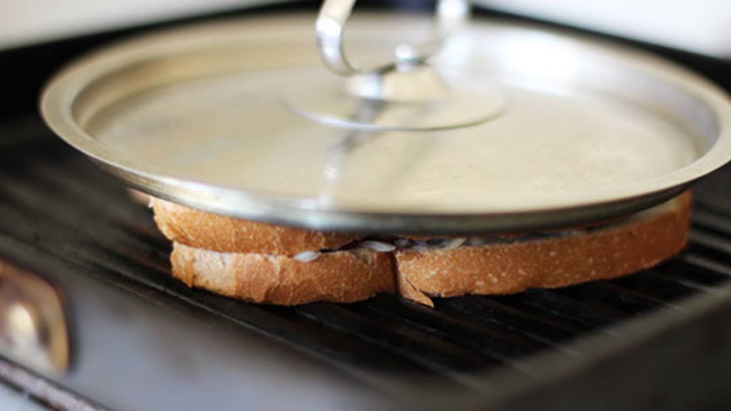 how long to cook sandwich on panini press