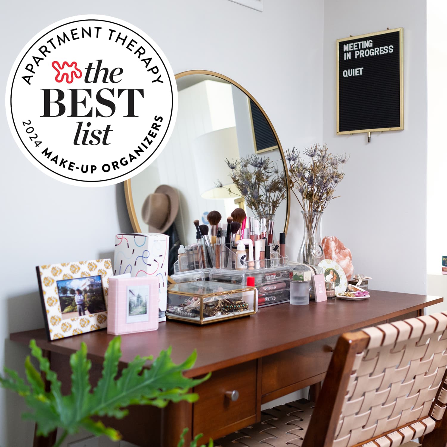 makeup holder for dressing table