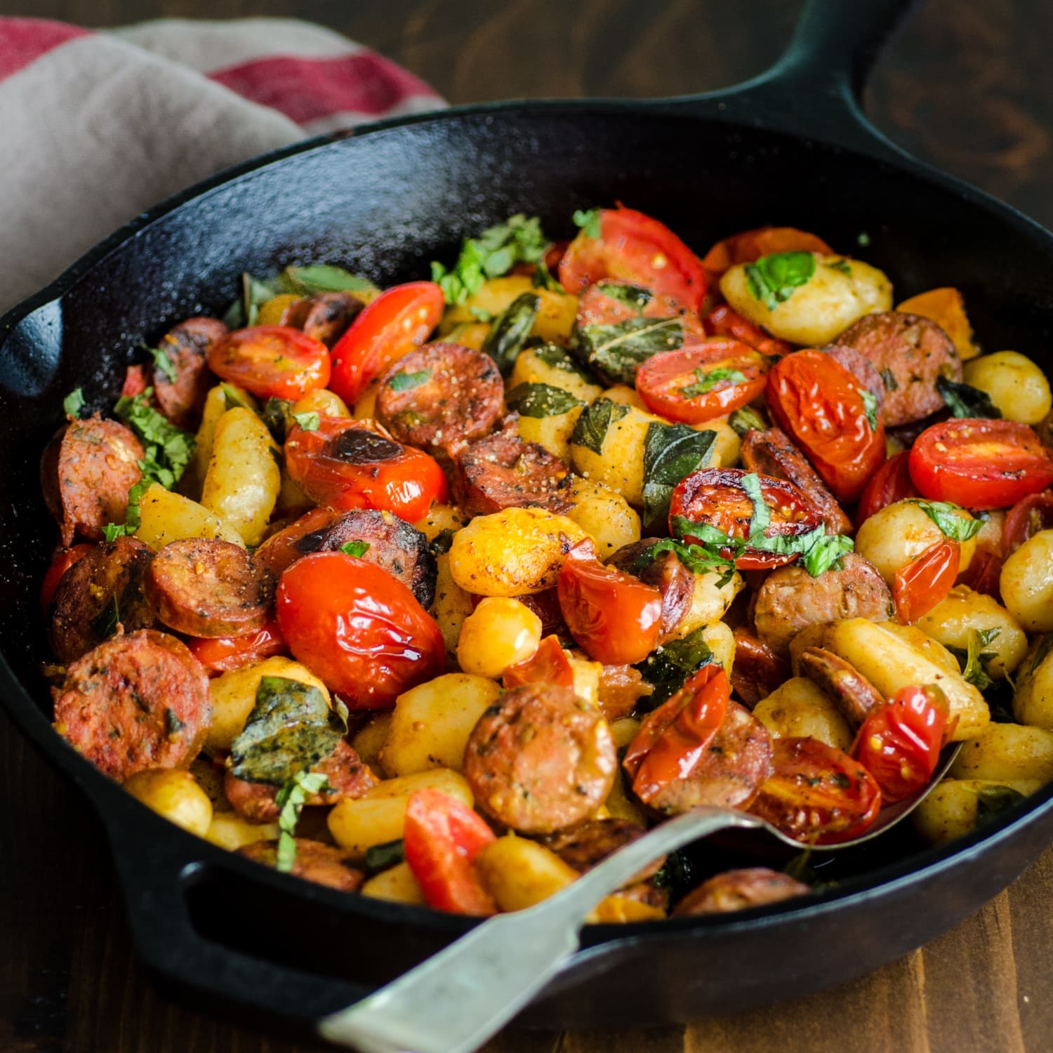 how to cook in a cast iron skillet