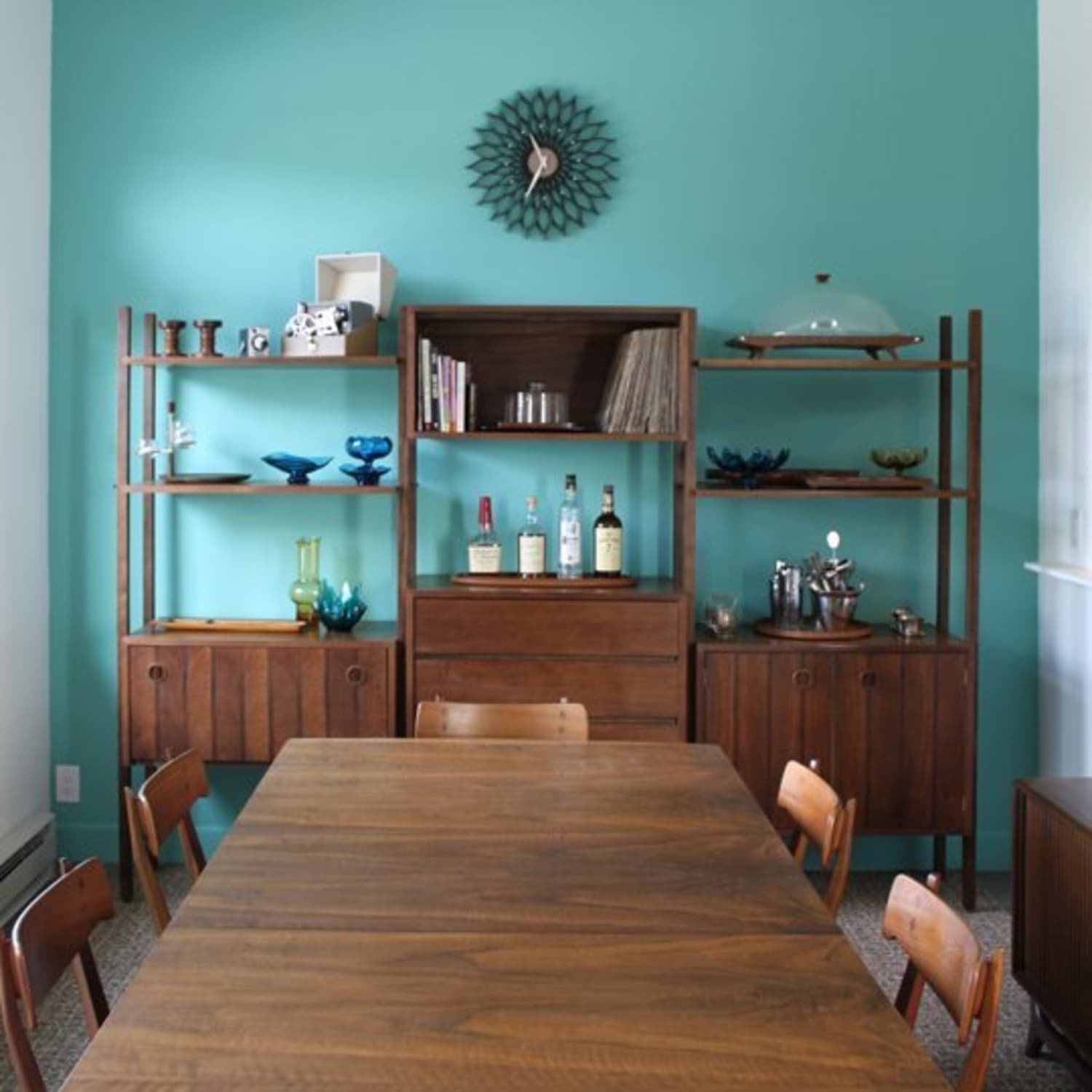 turquoise accent wall
