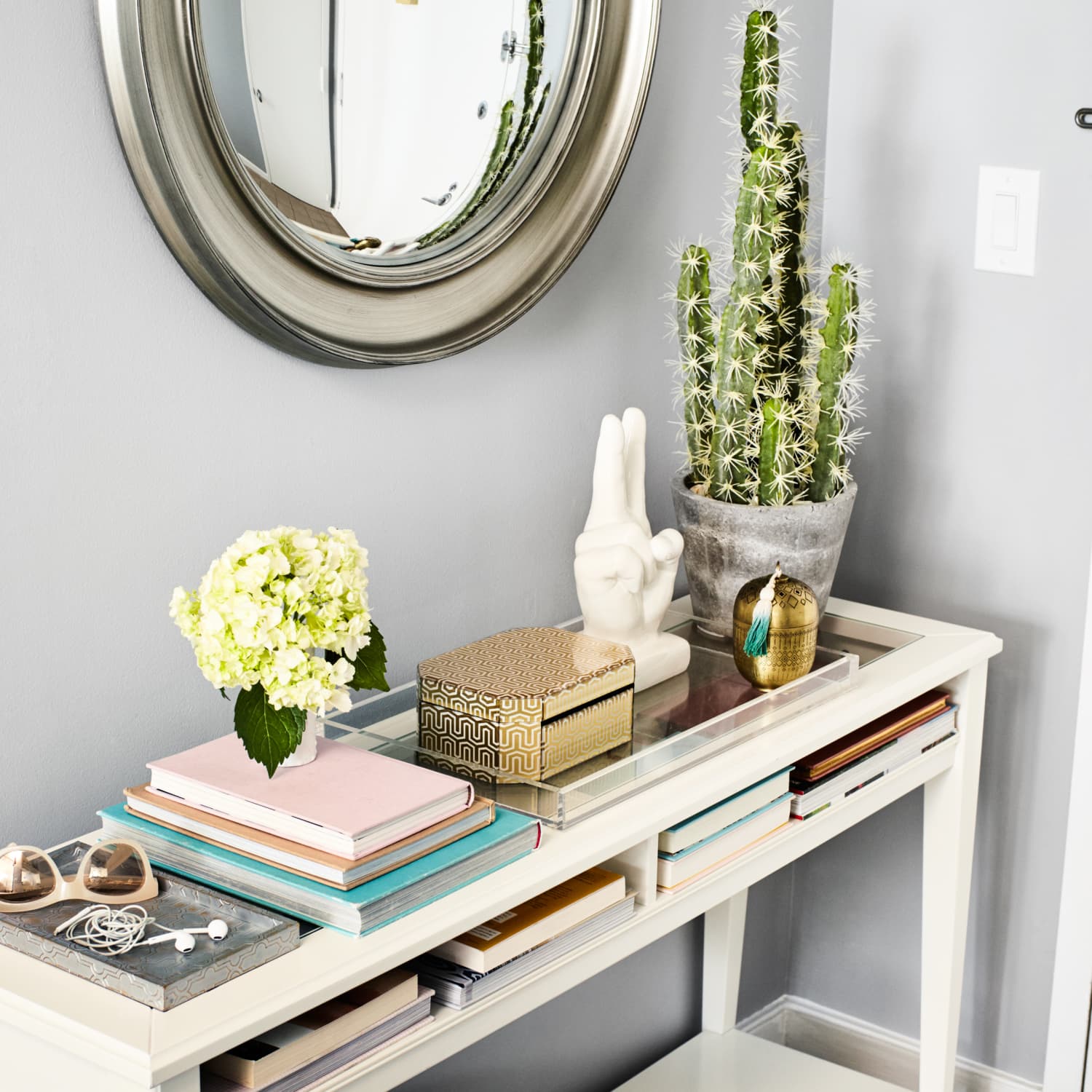 apartment entryway table
