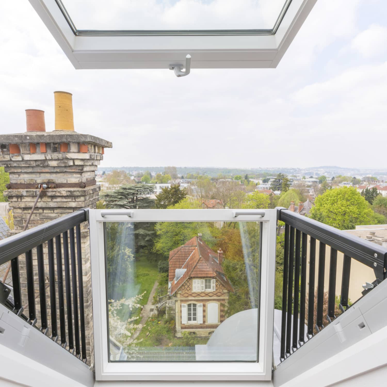 balcony opening window