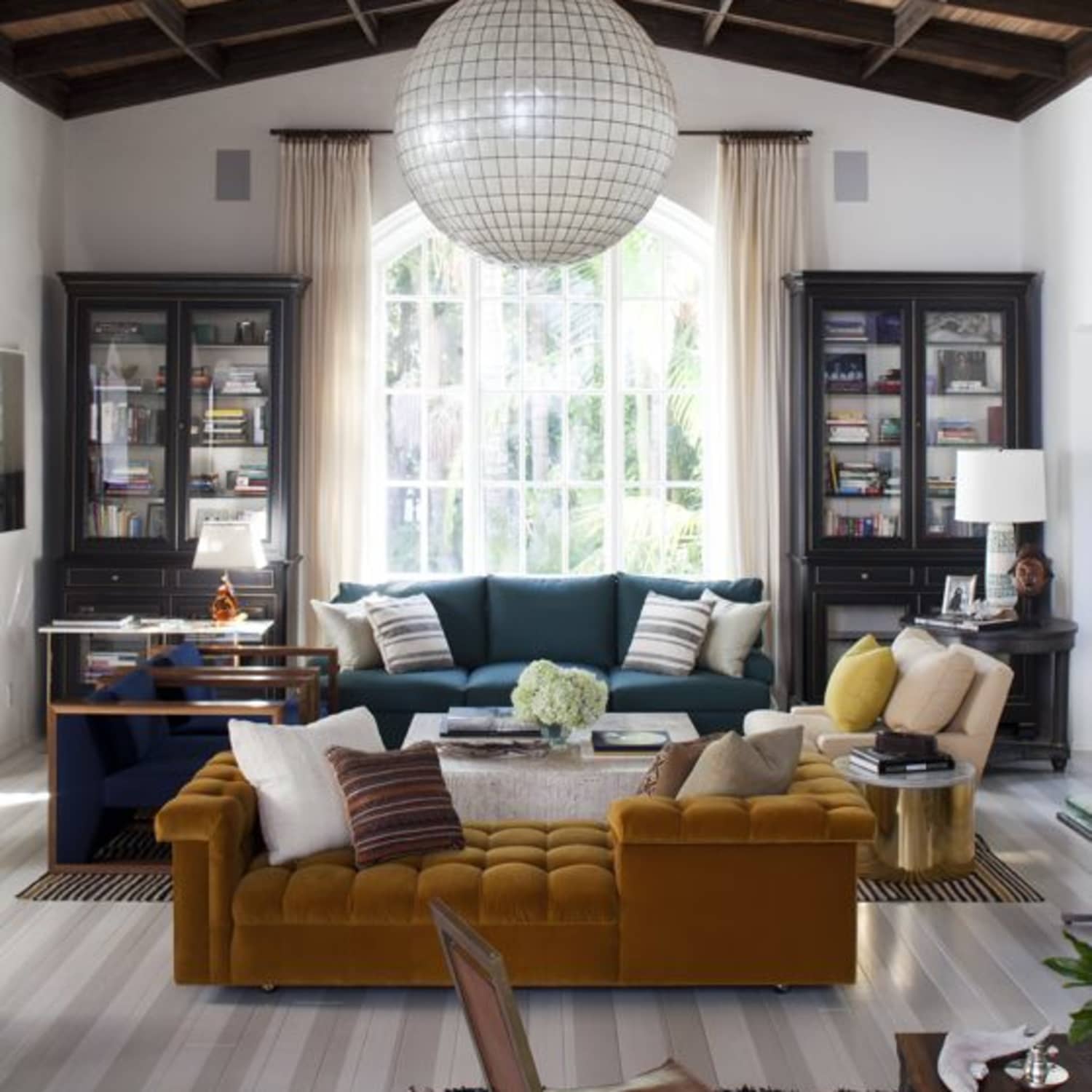 Informal Balance Room Living Room Gallery Wall Ideas – 10 Ways To