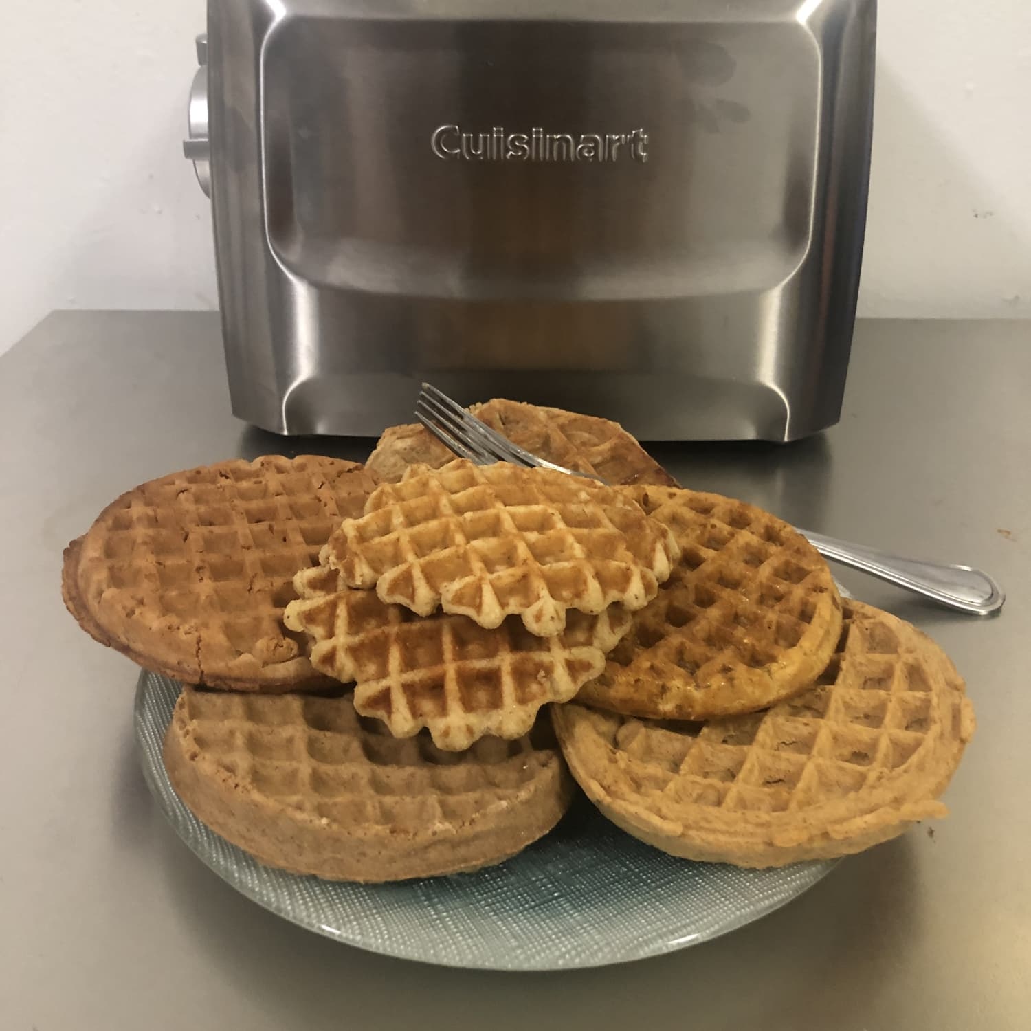 how to cook frozen waffles in the microwave