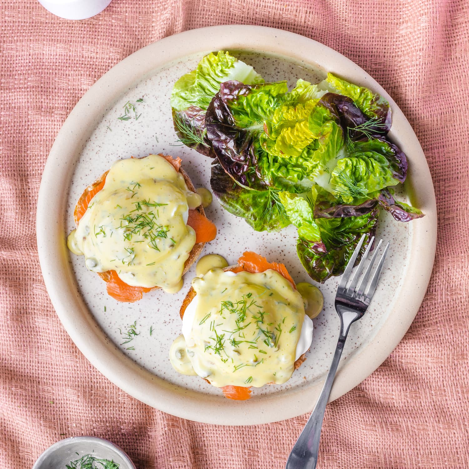 salmon eggs benedict