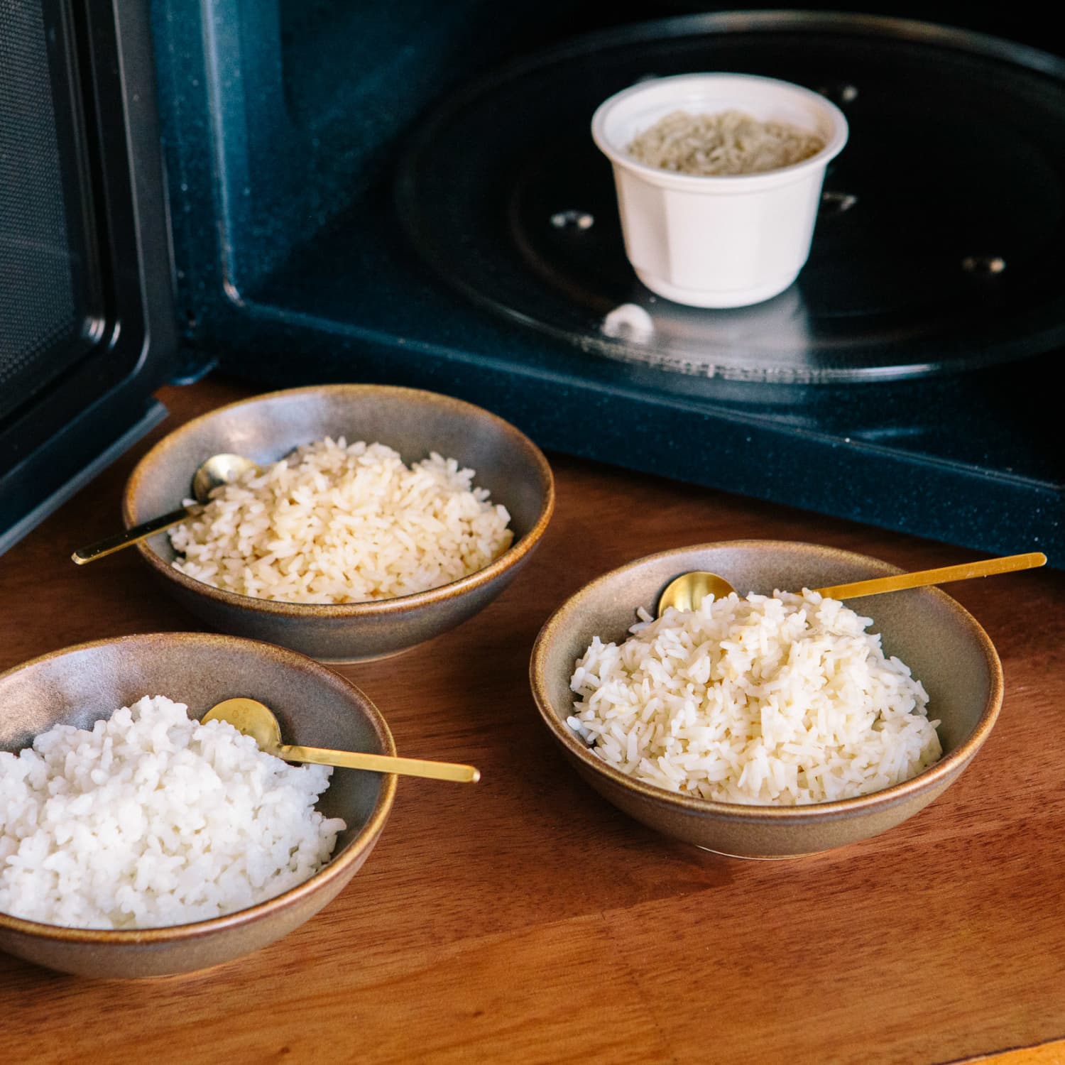 how to cook rice quickly in microwave