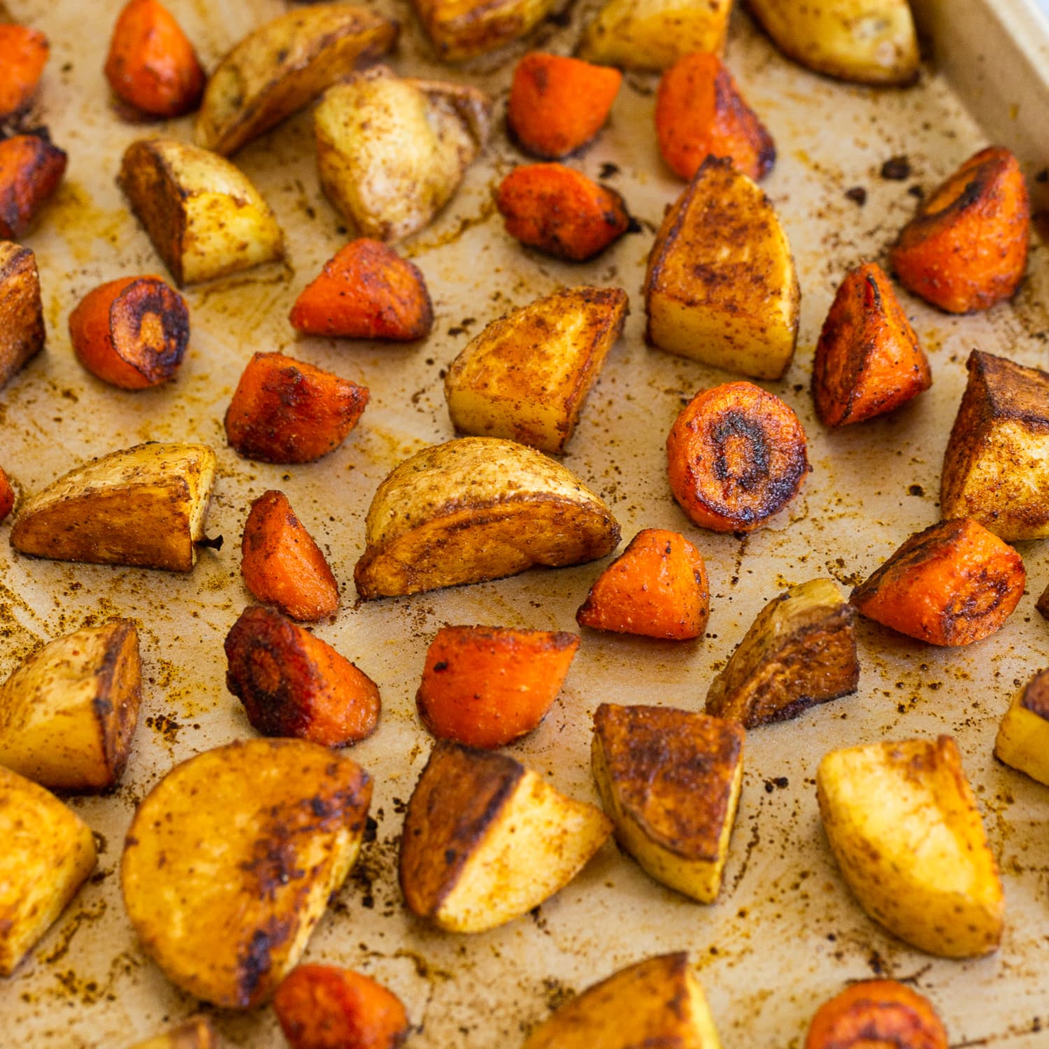 how to cook carrots and potatoes in the oven