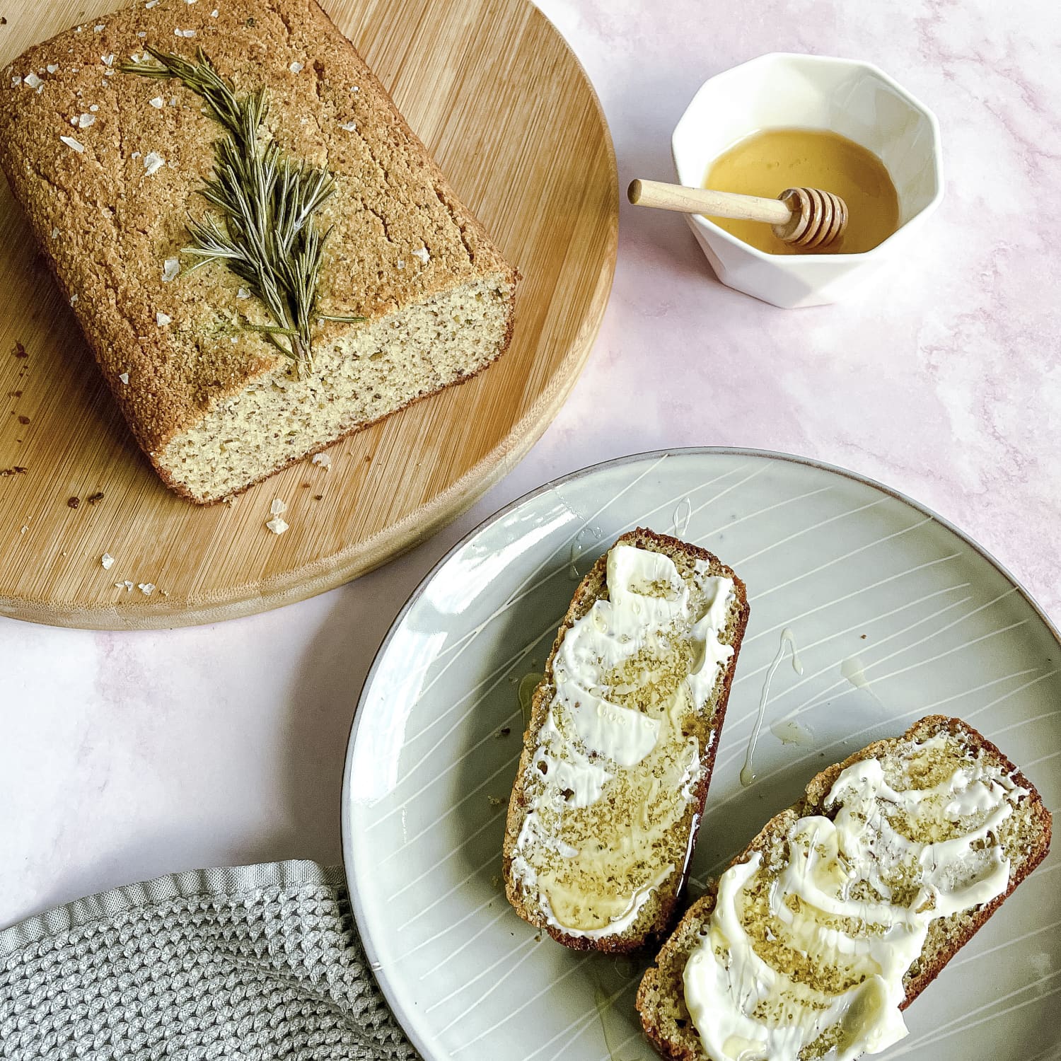 almonds flour bread