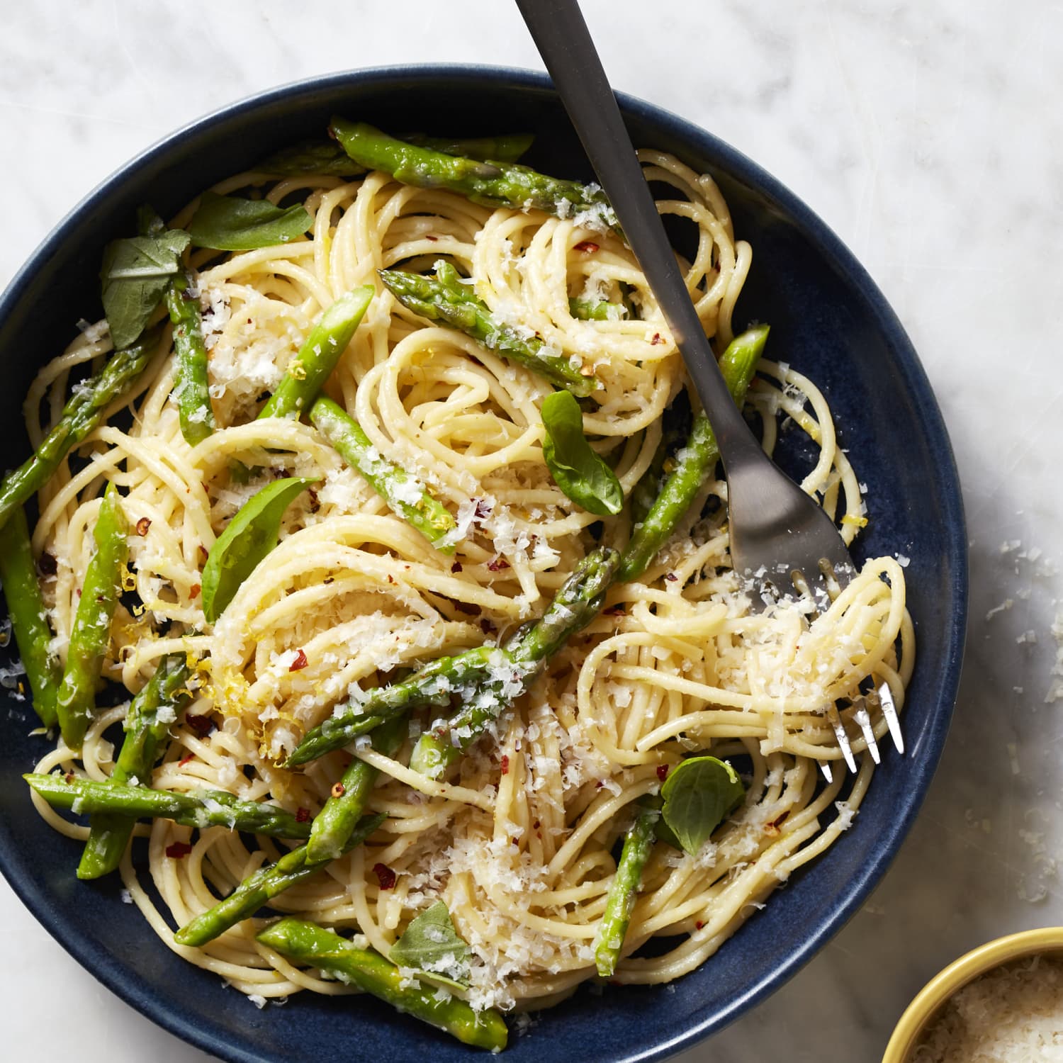 how to cook asparagus pasta