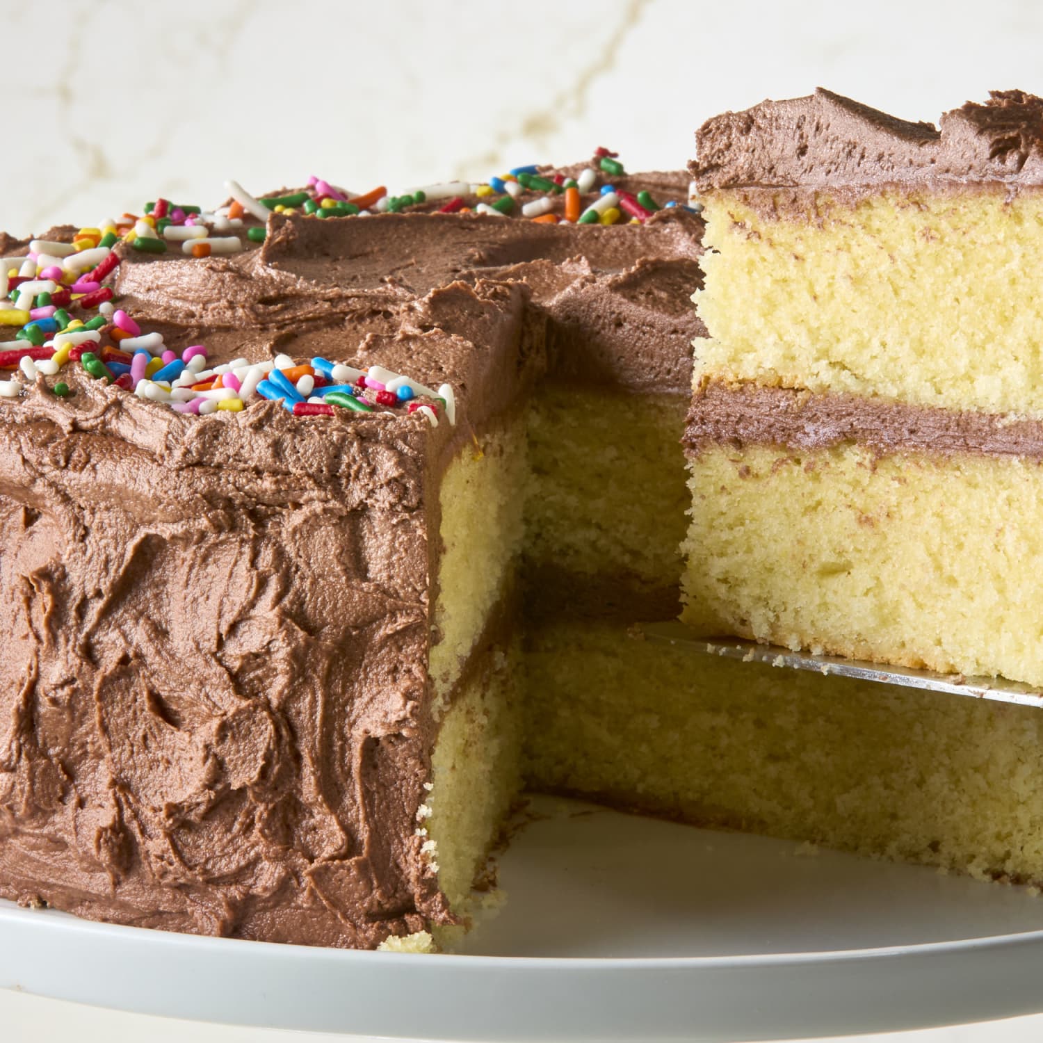 how to make a cake yellow