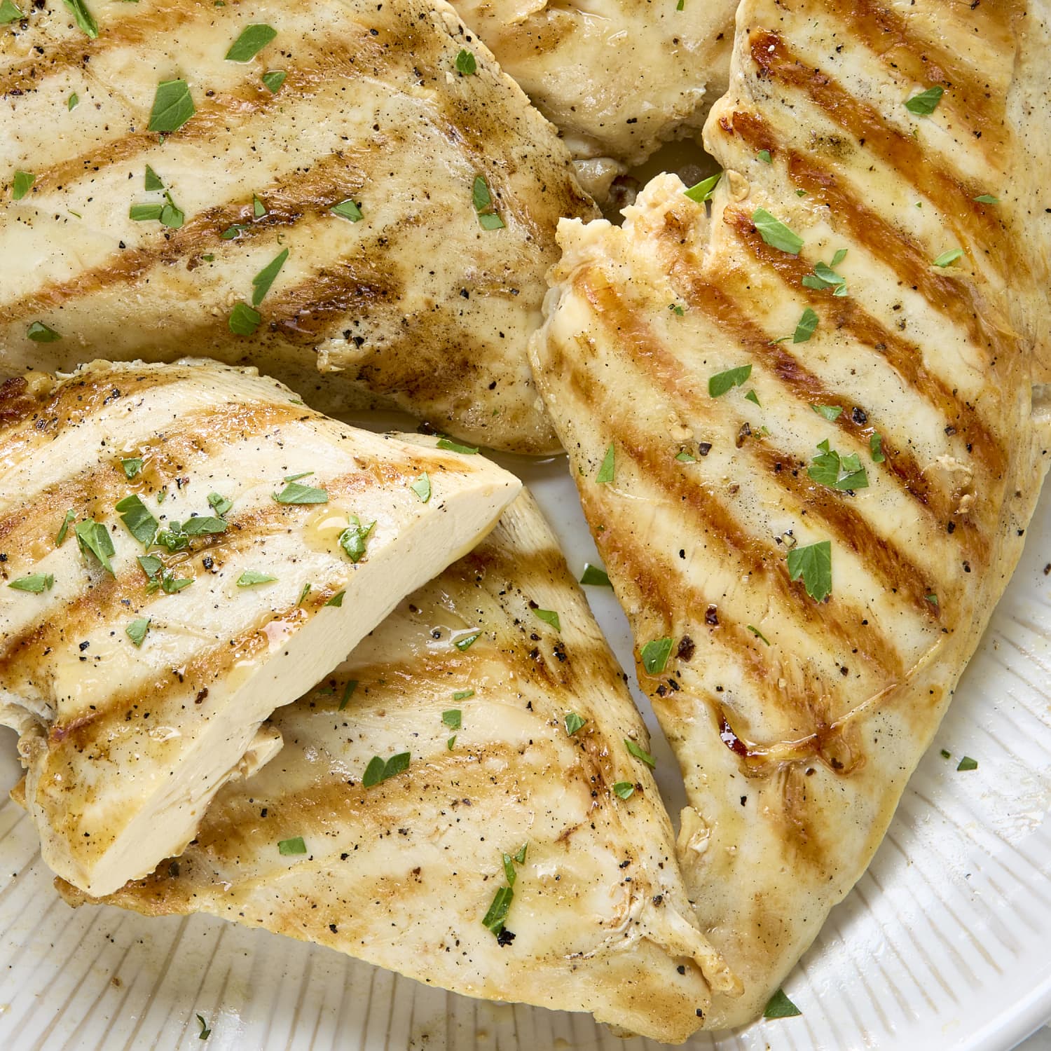how long to cook chicken fillets on grill