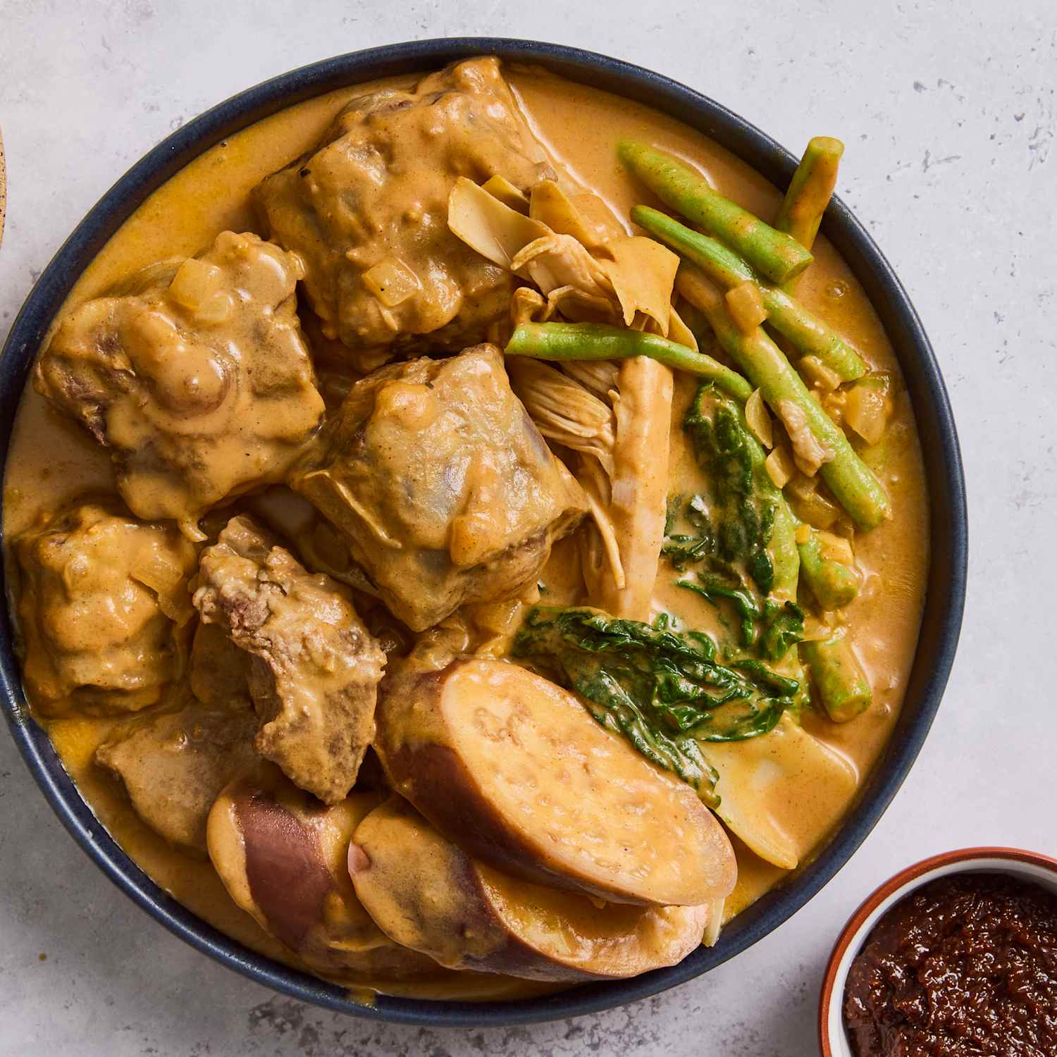 how to cook kare kare oxtail